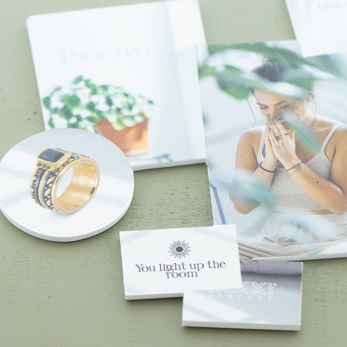 Ixxxi Complete ring goud schakels en zwarte steen - Beadle