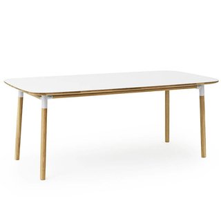 Op zoek naar een tafel van Normann Copenhagen? Gratis levering ...