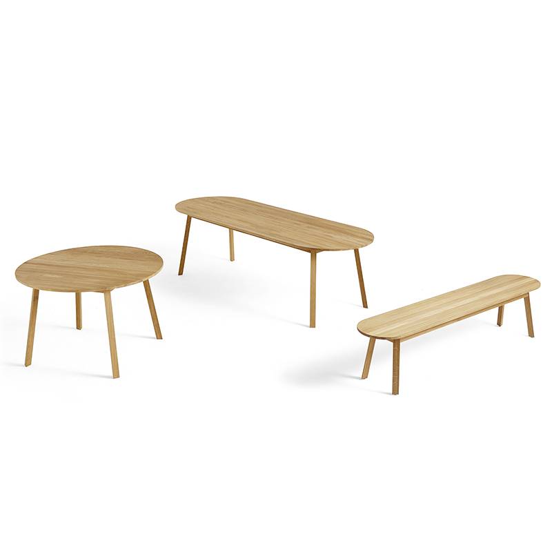 A la recherrche d'une Triangle Leg Table long 250 cm de HAY? Livraison ...