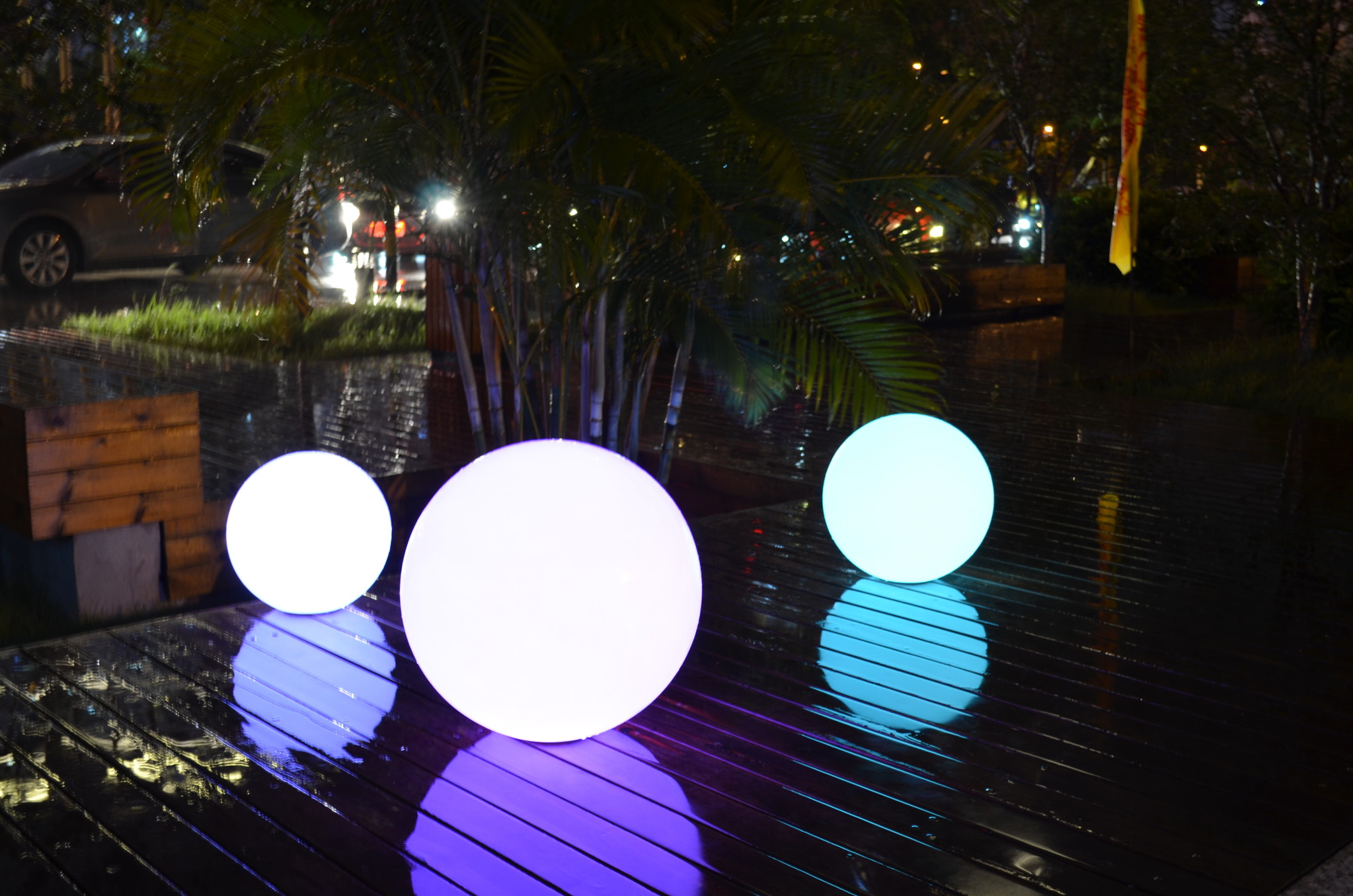 LED RGB Bol 25 cm Oplaadbaar + Afstandsbediening - Garleds Venonat