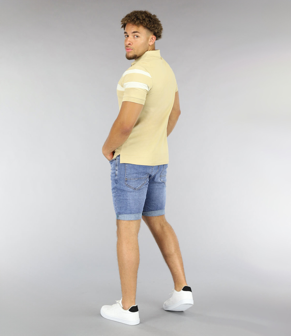 Beige Heren Polo met Witte Strepen - Black-Leo.nl