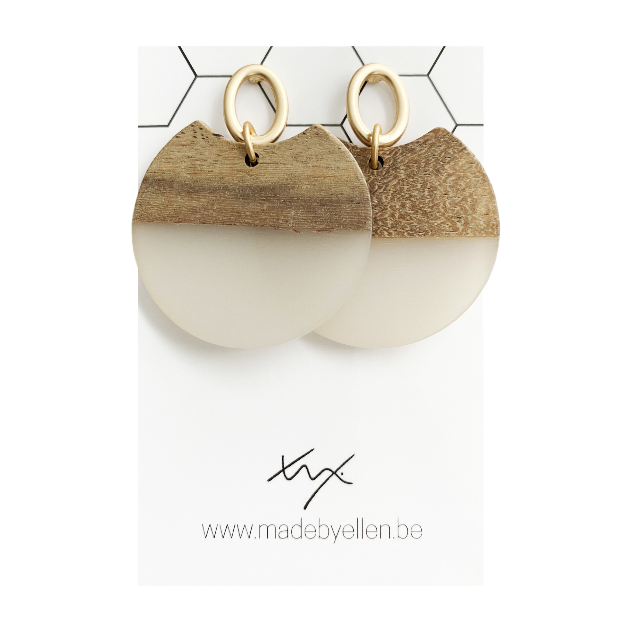 oorbEllen hars&hout cirkel hap ecru - Made by e l l e n