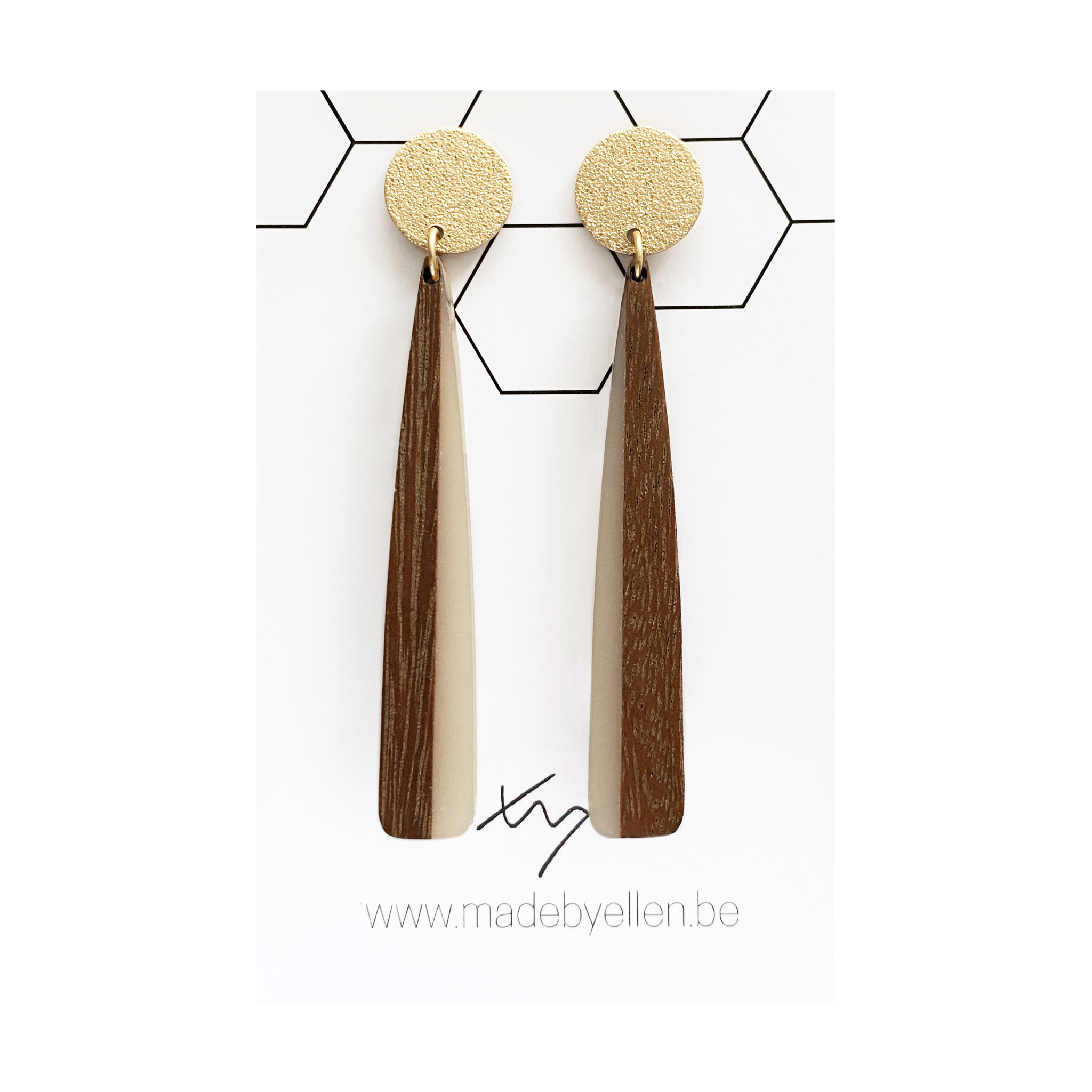 oorbEllen hars&hout druppel ecru lang - Made by e l l e n