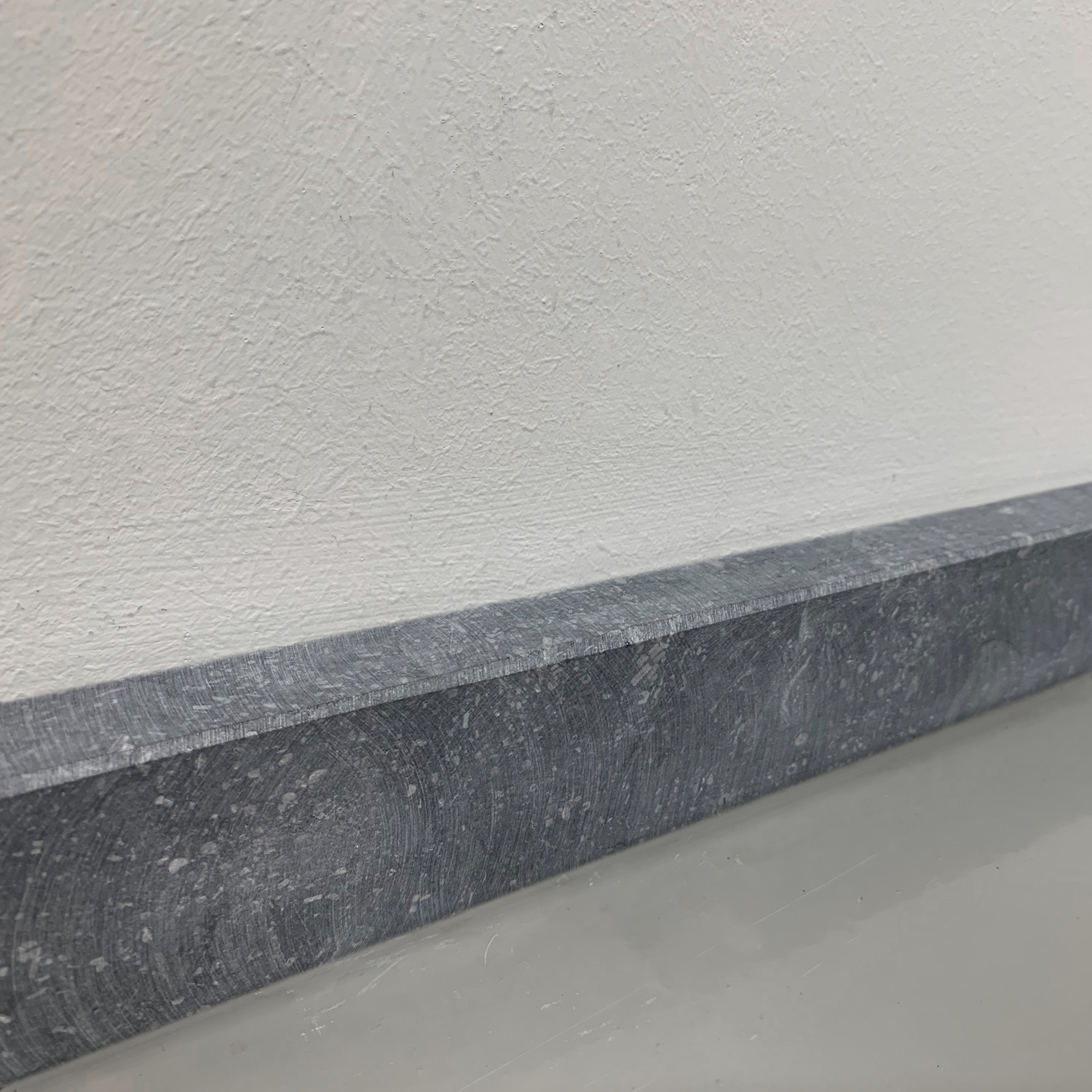 Plint Belgisch hardsteen gezoet 2 cm - OP MAAT - direct online ...