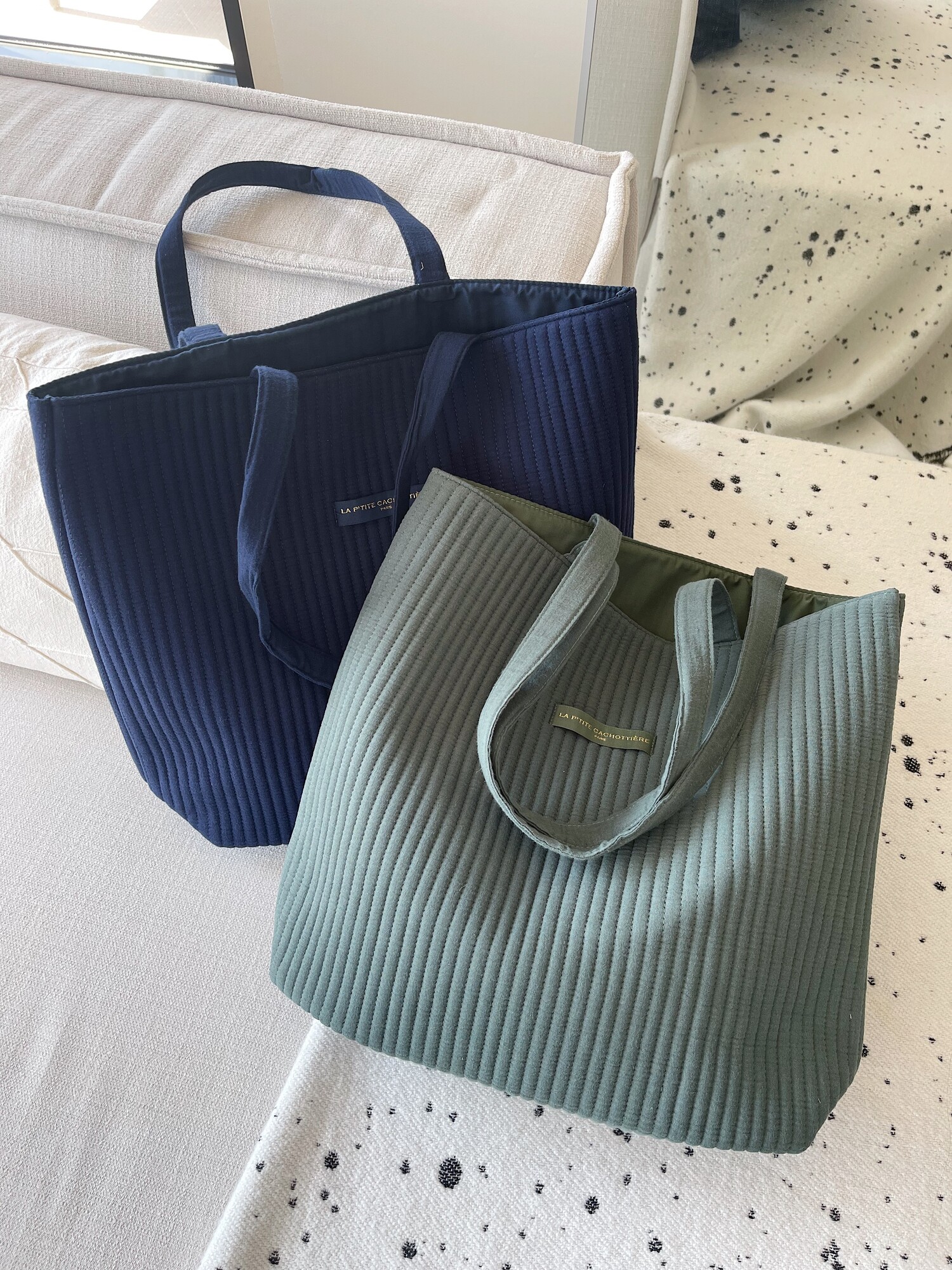 Suze Plain Tote Bag / Army Green - Hello My Love