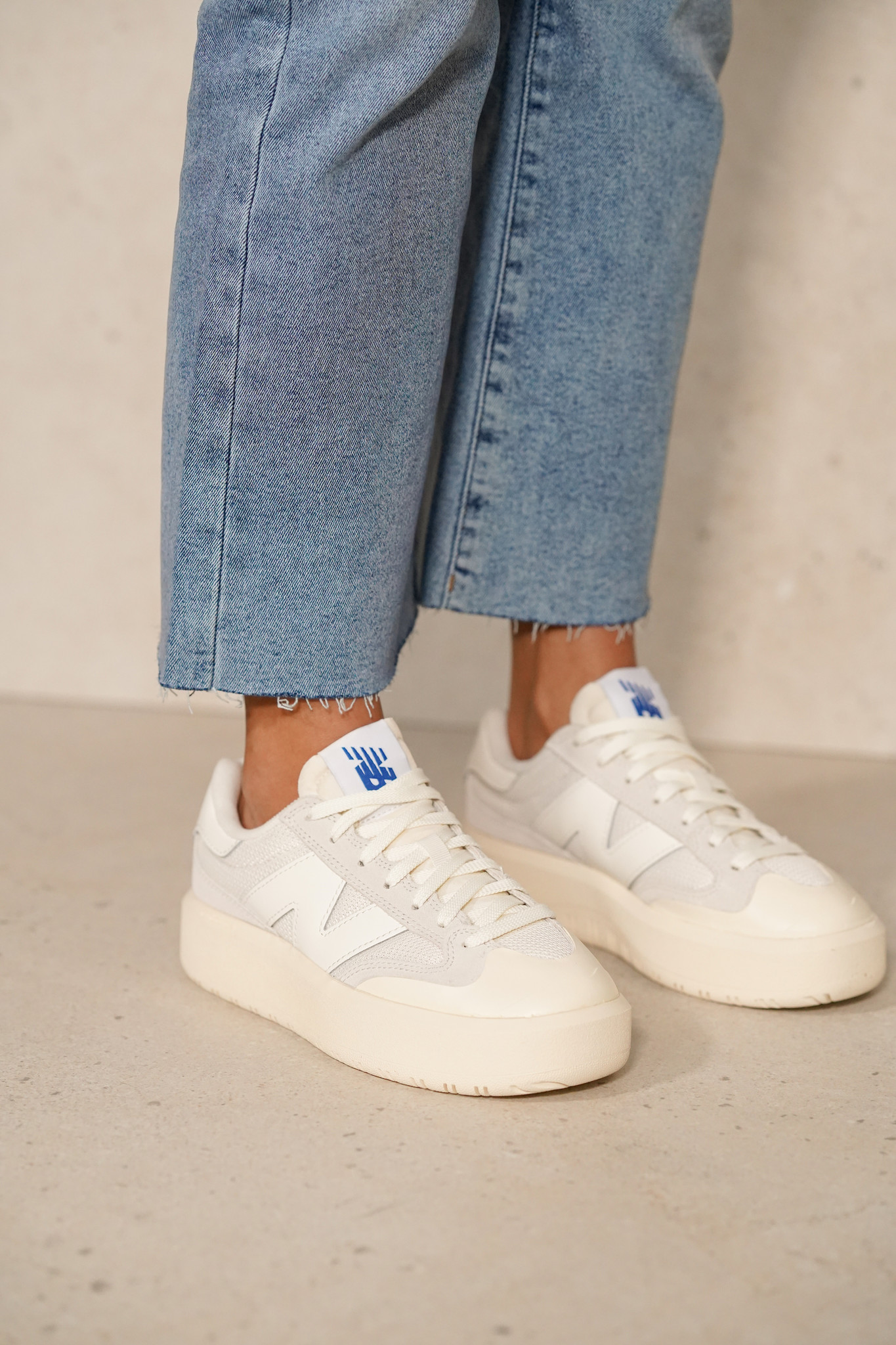 NB 302 White - Factory Store