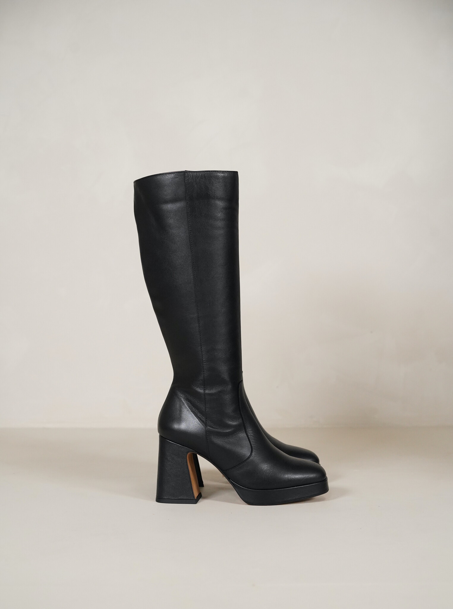 Jasper Black - Factory Store