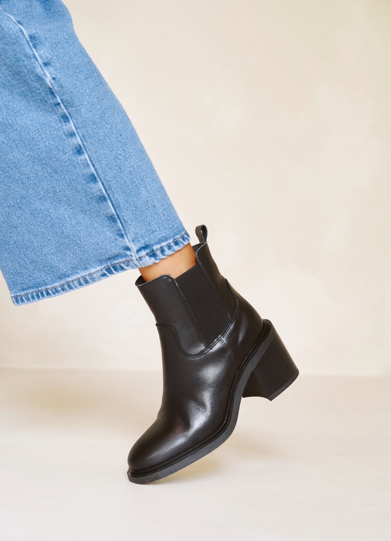 Emilia Black - Factory Store