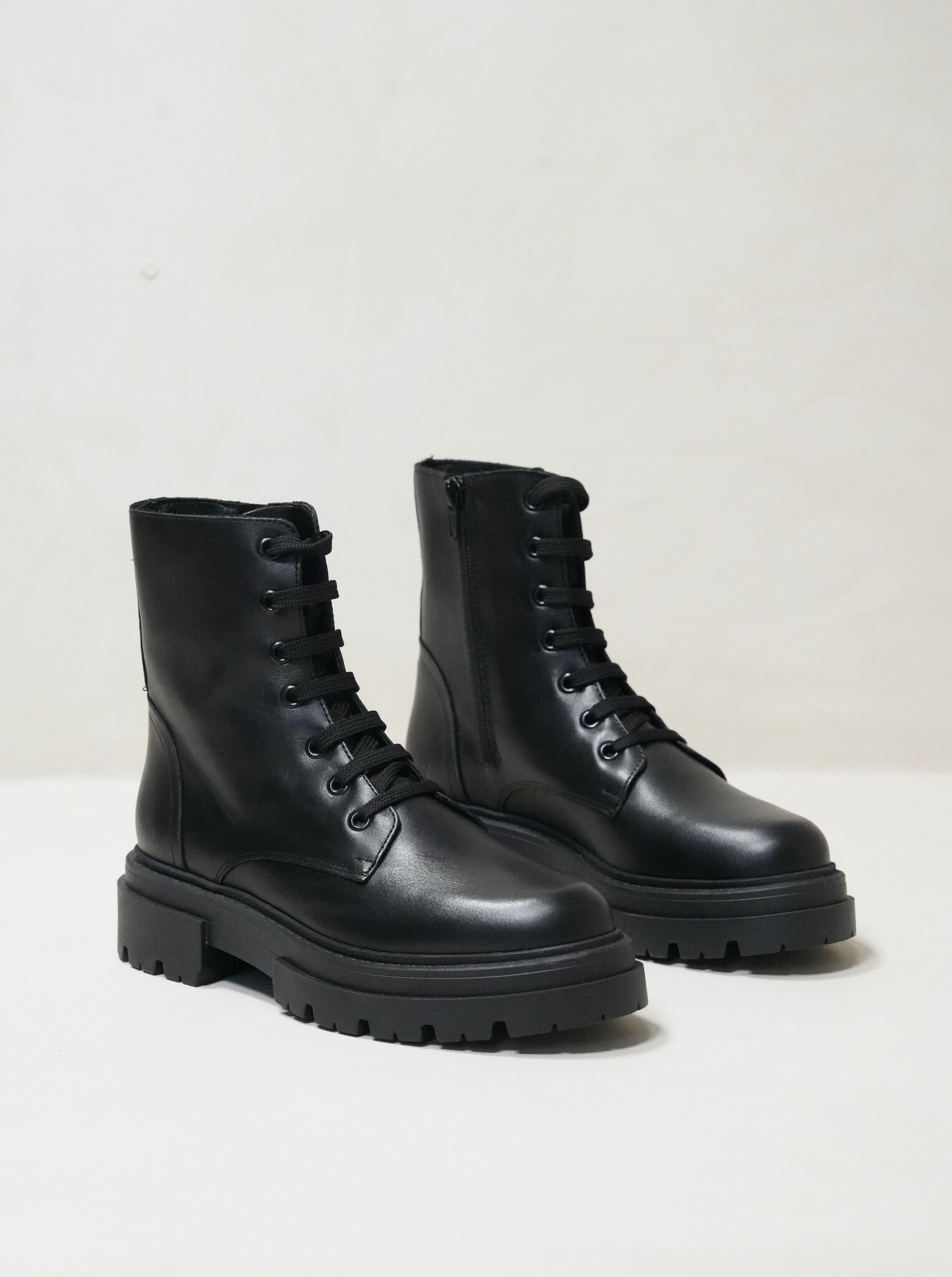 Cilli Black - Factory Store