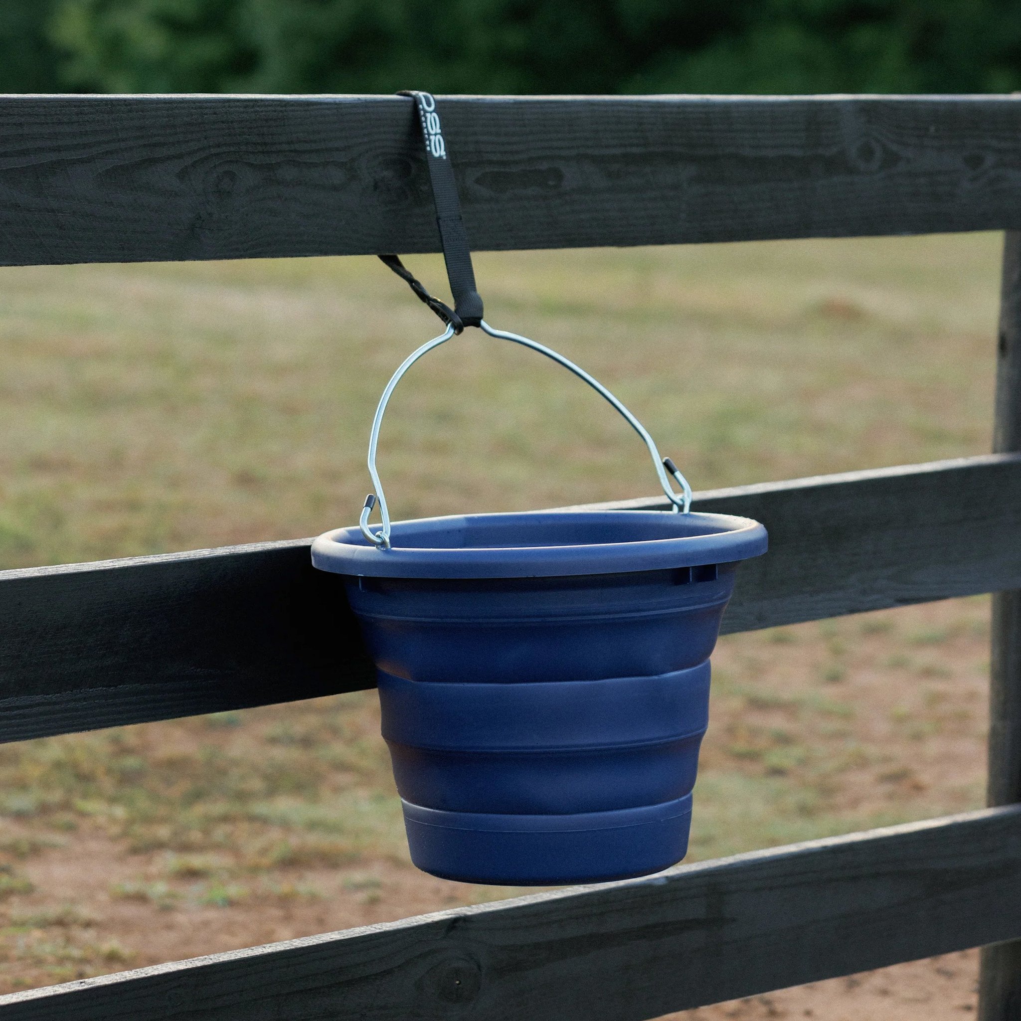 Boss™ Bucket - Euro-horse western riding supplies