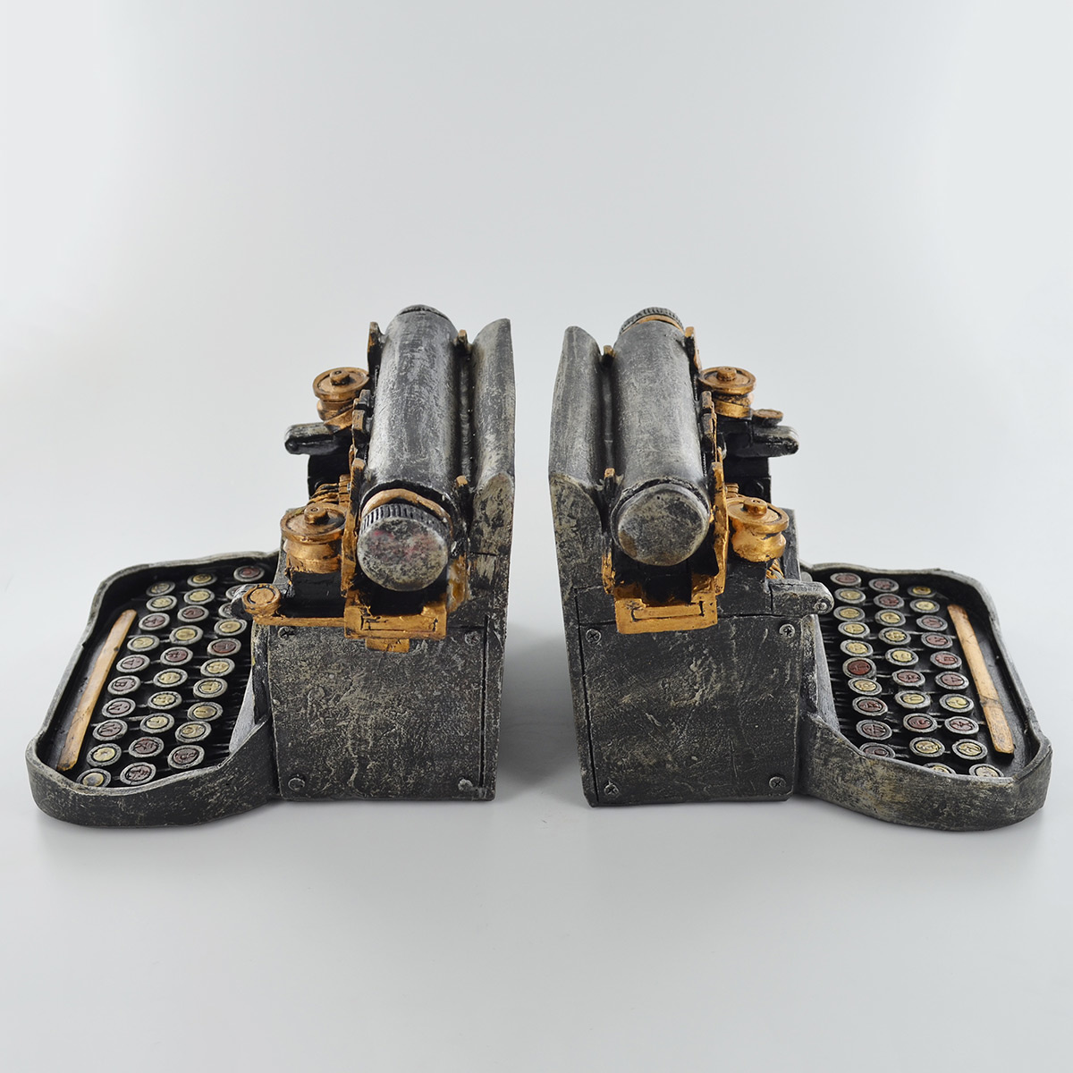 Typewriter Bookends - Freitaslaf Net LTD - Freitaslaf Net LTD