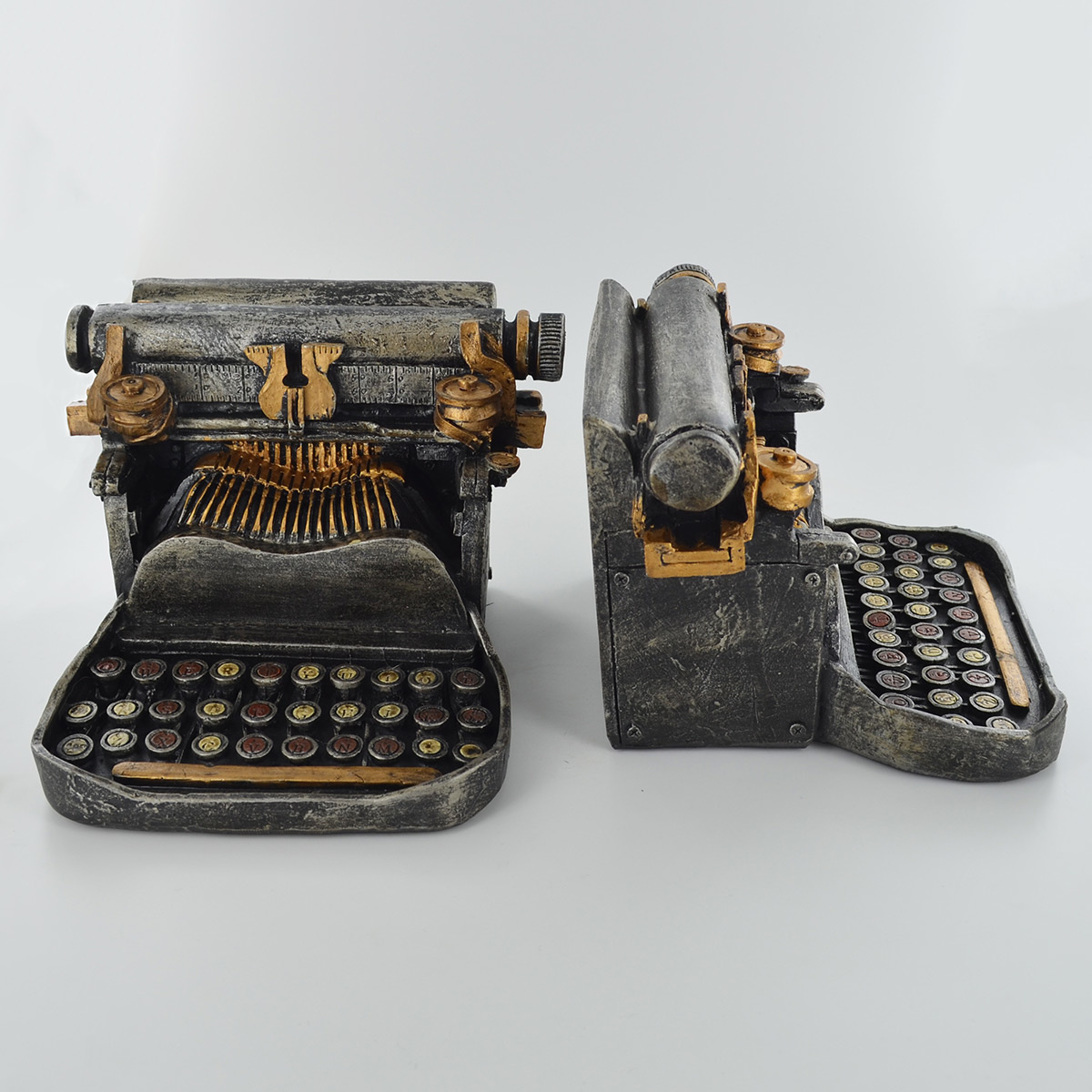 Typewriter Bookends - Freitaslaf Net LTD - Freitaslaf Net LTD