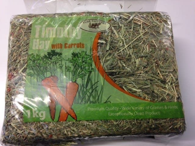 Timothy Hay with Carrot 1kg - Pet Care By Post