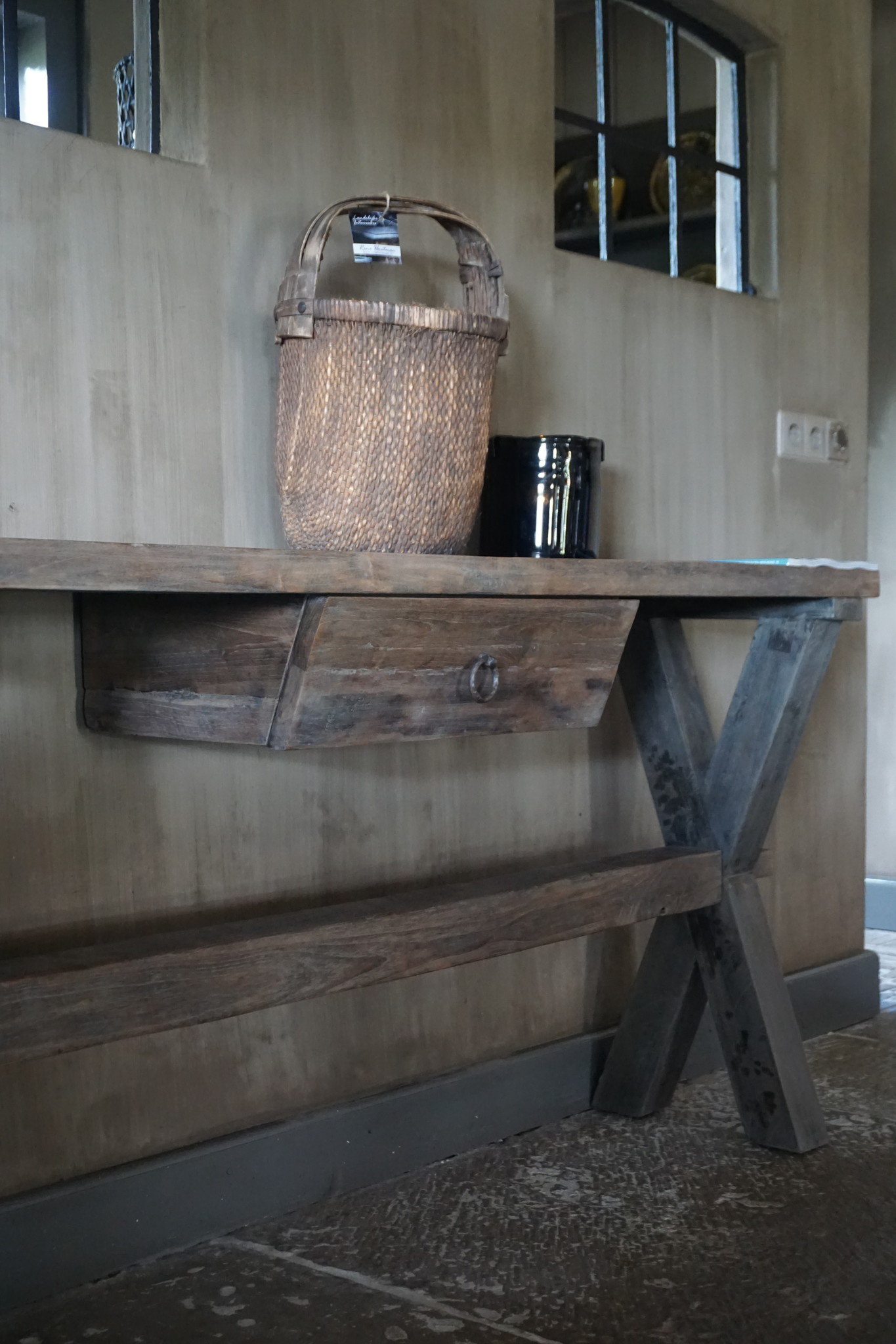 Unieke Muurtafel Kopen? | Sidetable Oud Hout Cross Met Lade L160 cm ...