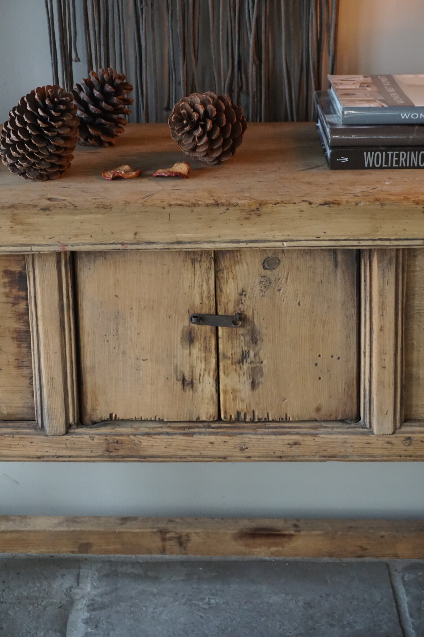 Antieke Wandtafel India | H86 x B193 x D45 cm | Rene Houtman - Rene Houtman