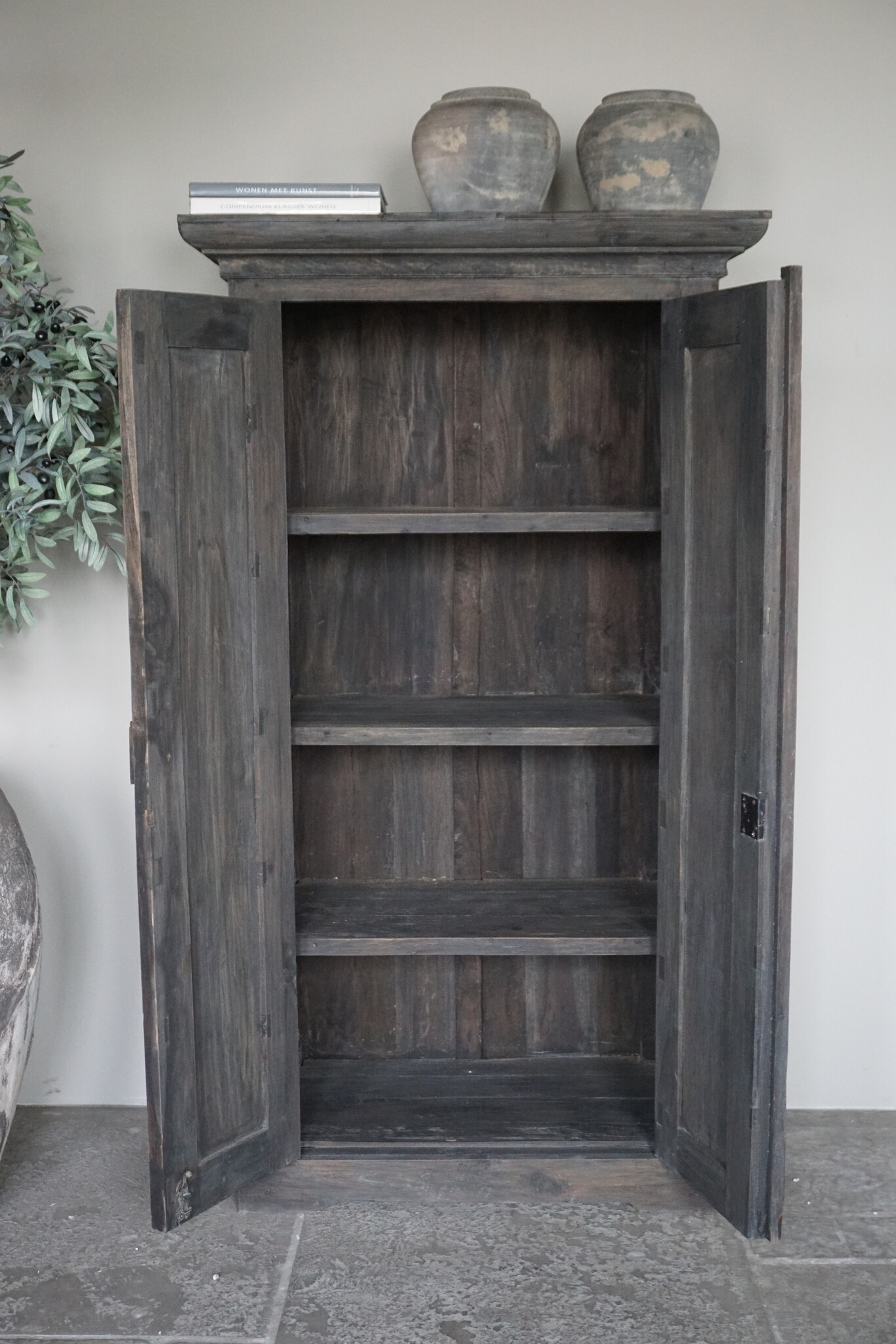 Zoekt U Een Landelijke Kast? Kast 2-Deurs | Smal | H170 x B95 x D52 cm - Rene Houtman