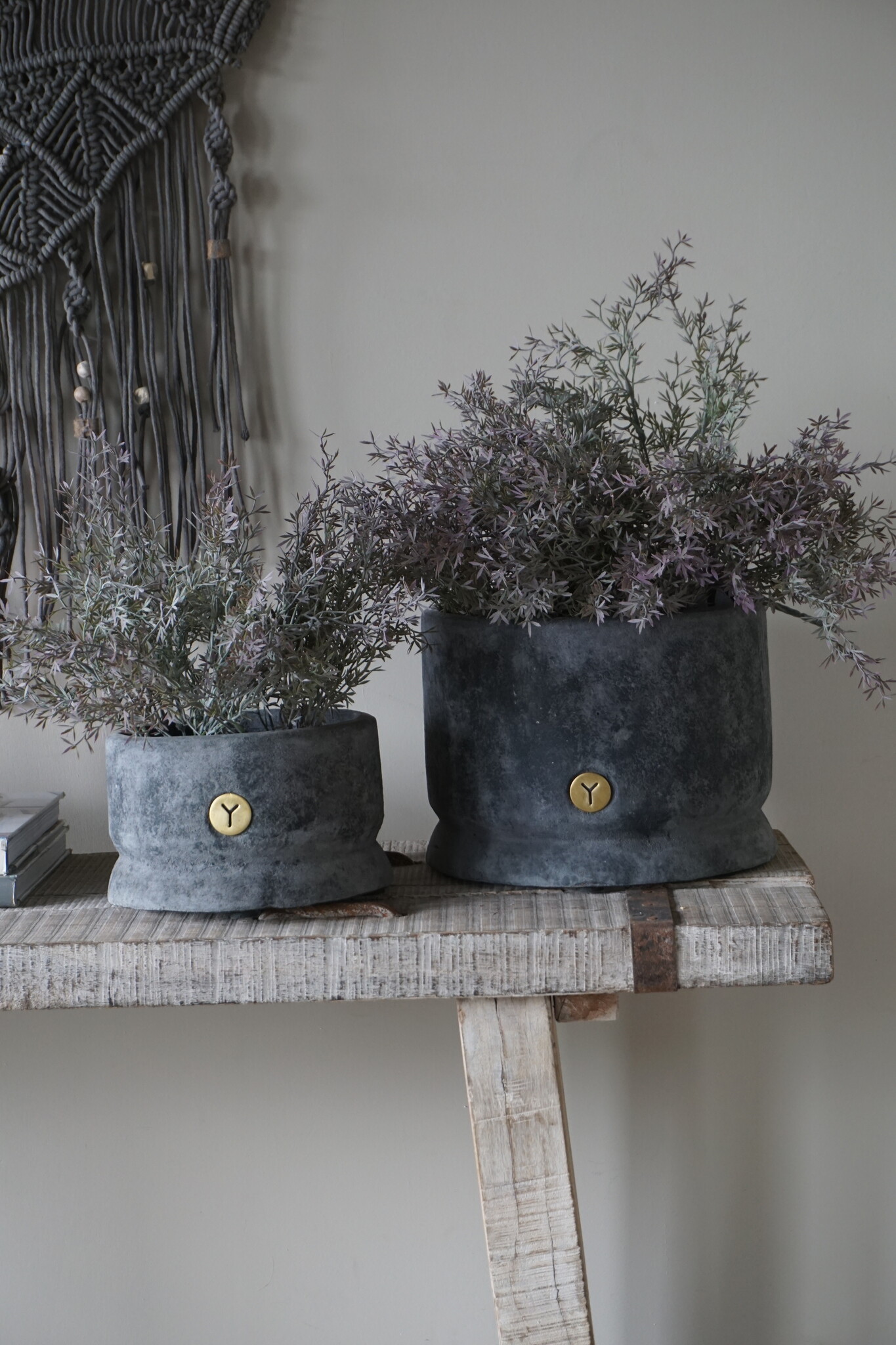 Set Van 2 Potten | Planter Straight | Stone Black | Brynxz | - Rene Houtman