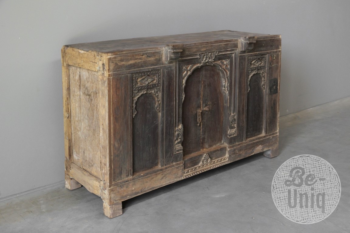 Antiek Klein Dressoir | India | H69xB98xD39 cm | Rene Houtman - Rene ...