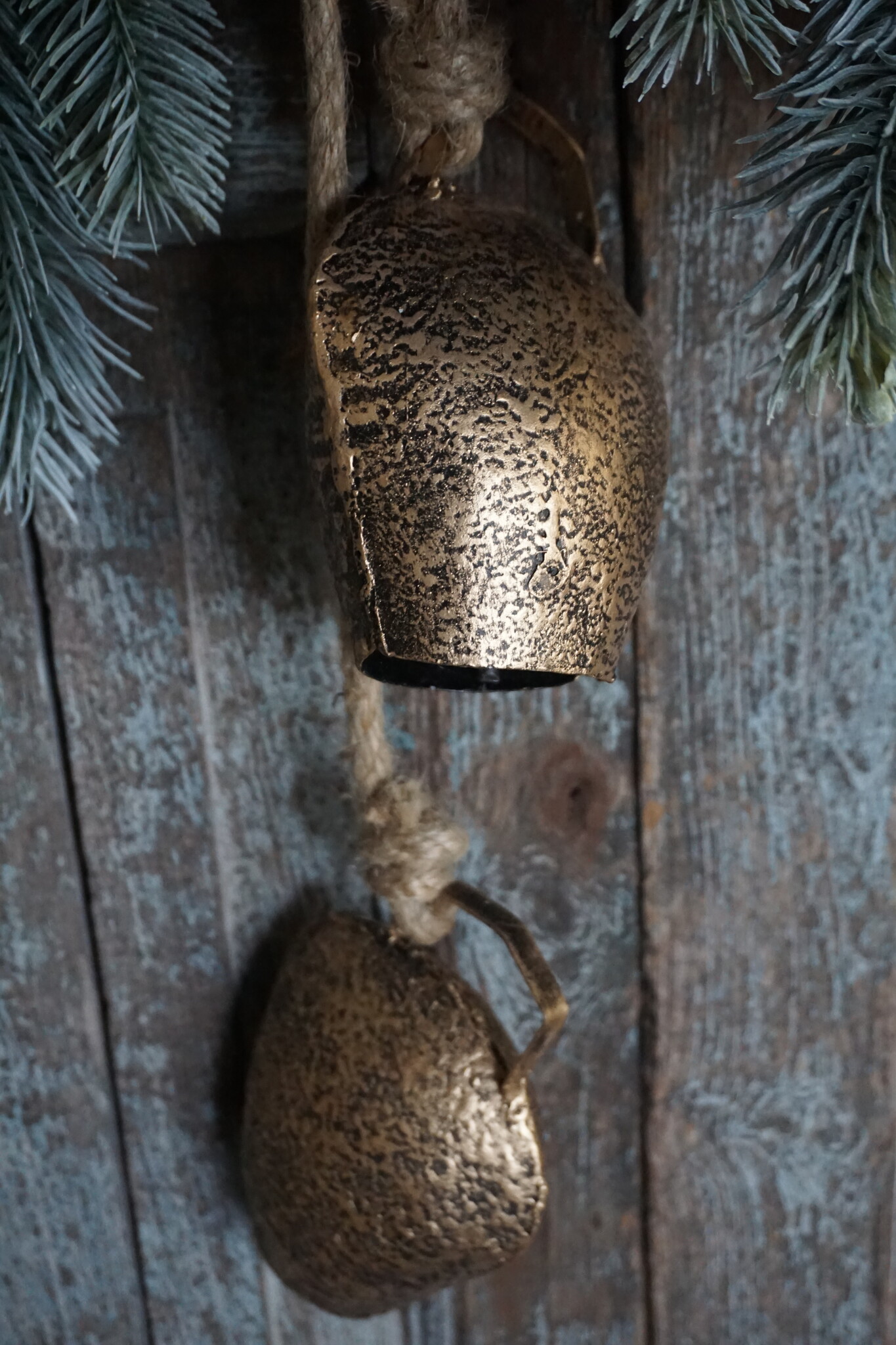 Tros Met 4 Bellen | Antiek Goud | L85 cm | Rene Houtman Interieurs ...