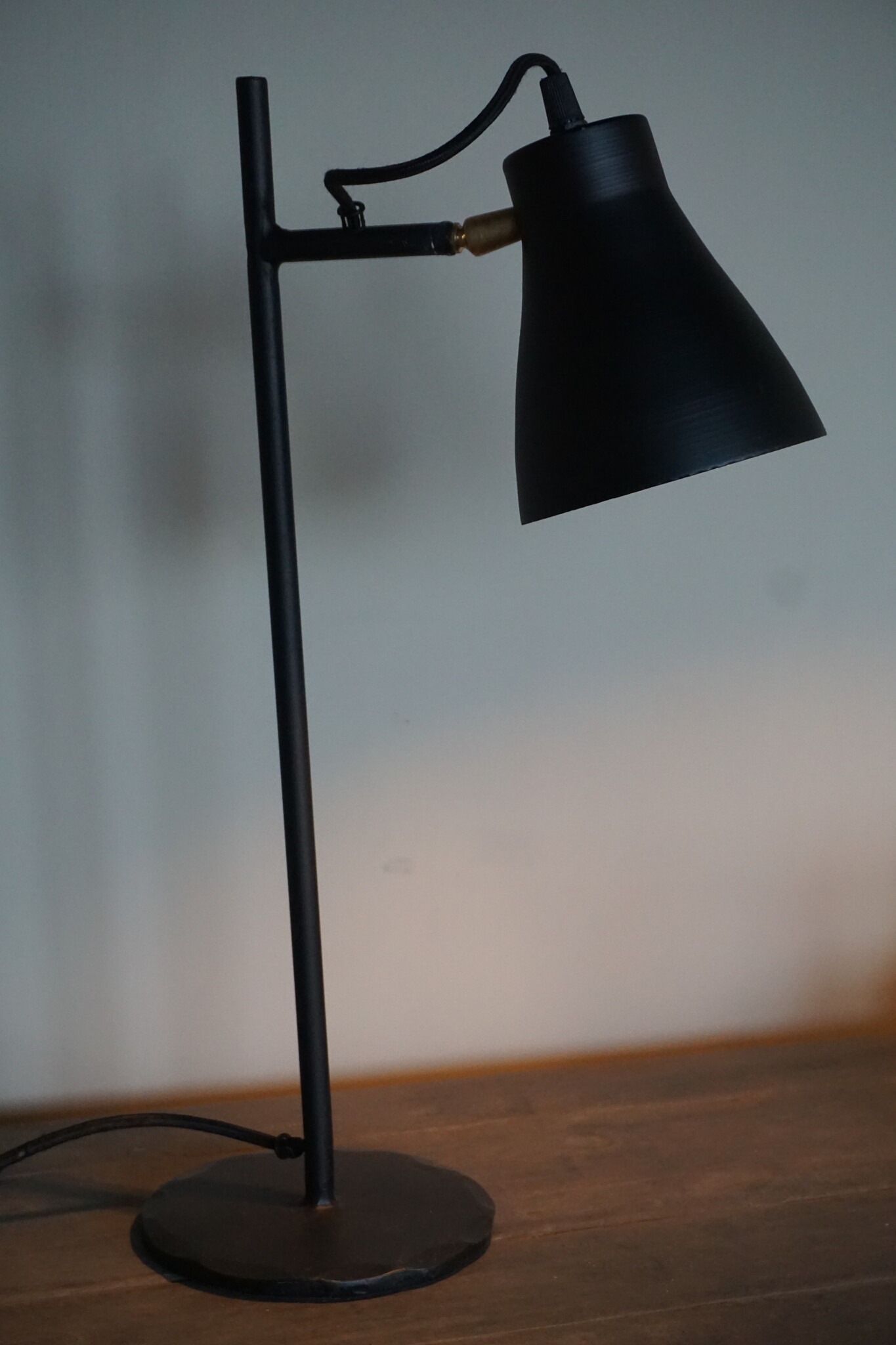 Bureaulamp 'Classic Matt Black' | 27 x 13 x 50 cm | Brynxz - Rene Houtman