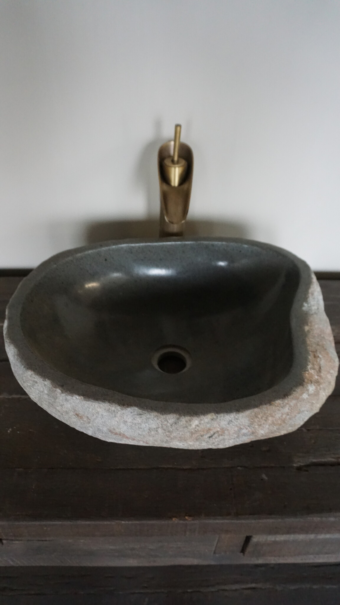Grote Stenen Waskom + Spoelgat | H14,5 x B46,5 x D38 cm | Uniek Item ...