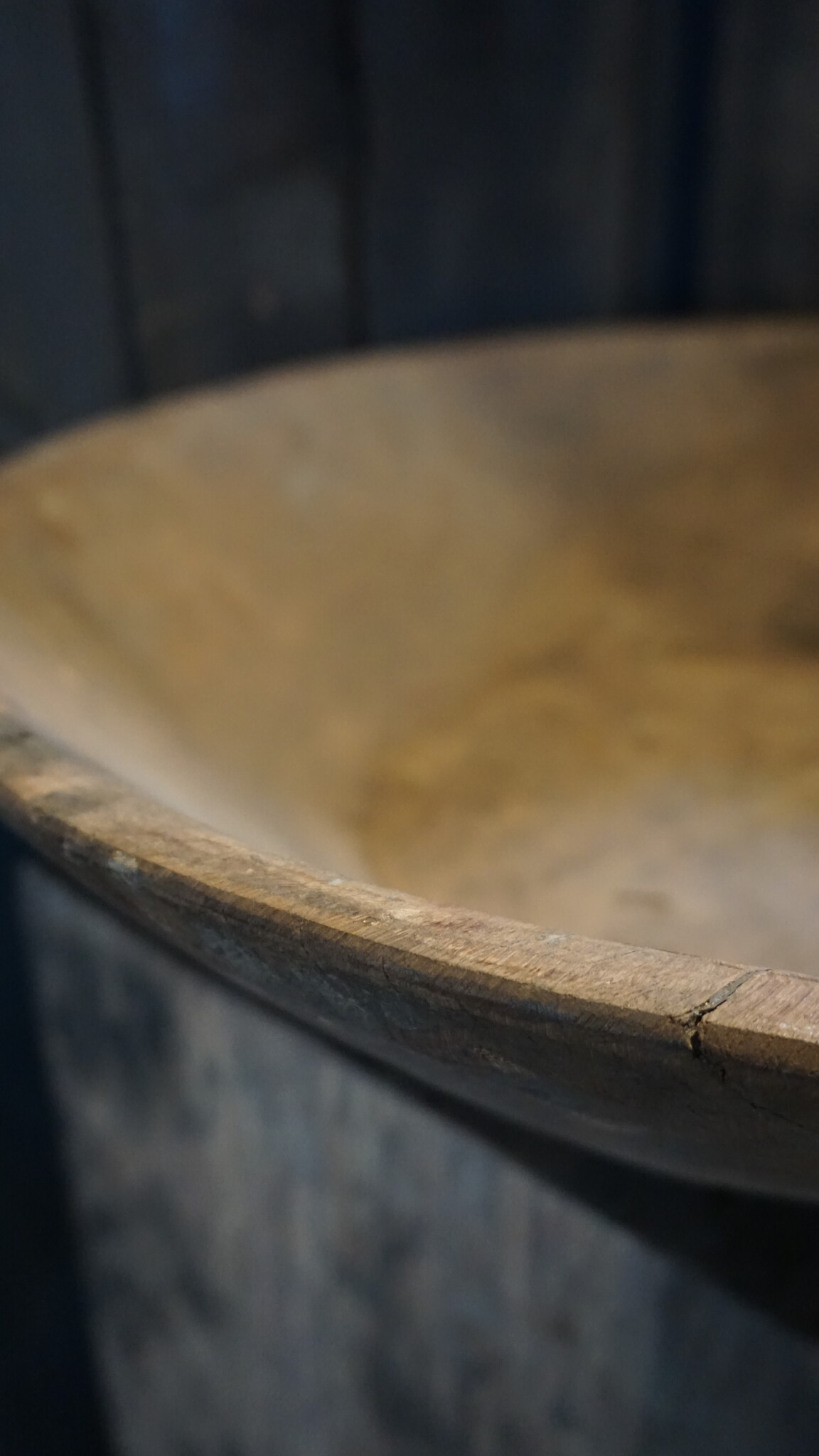 Chapati Schaal | Oud Hout | H14 x D51 cm | Rene Houtman INterieurs ...