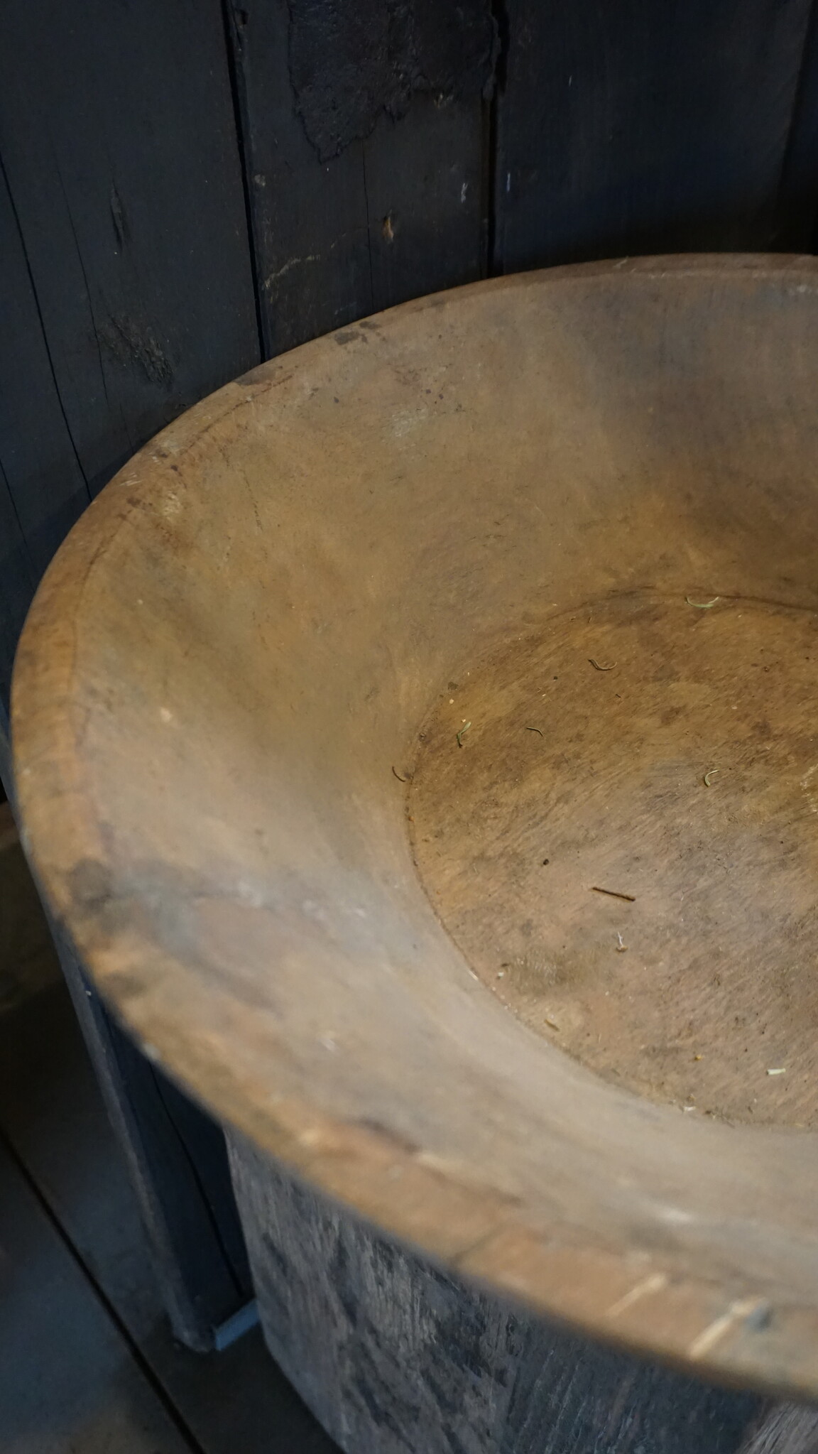 Chapati Schaal | Oud Hout | H14 x D51 cm | Rene Houtman INterieurs ...