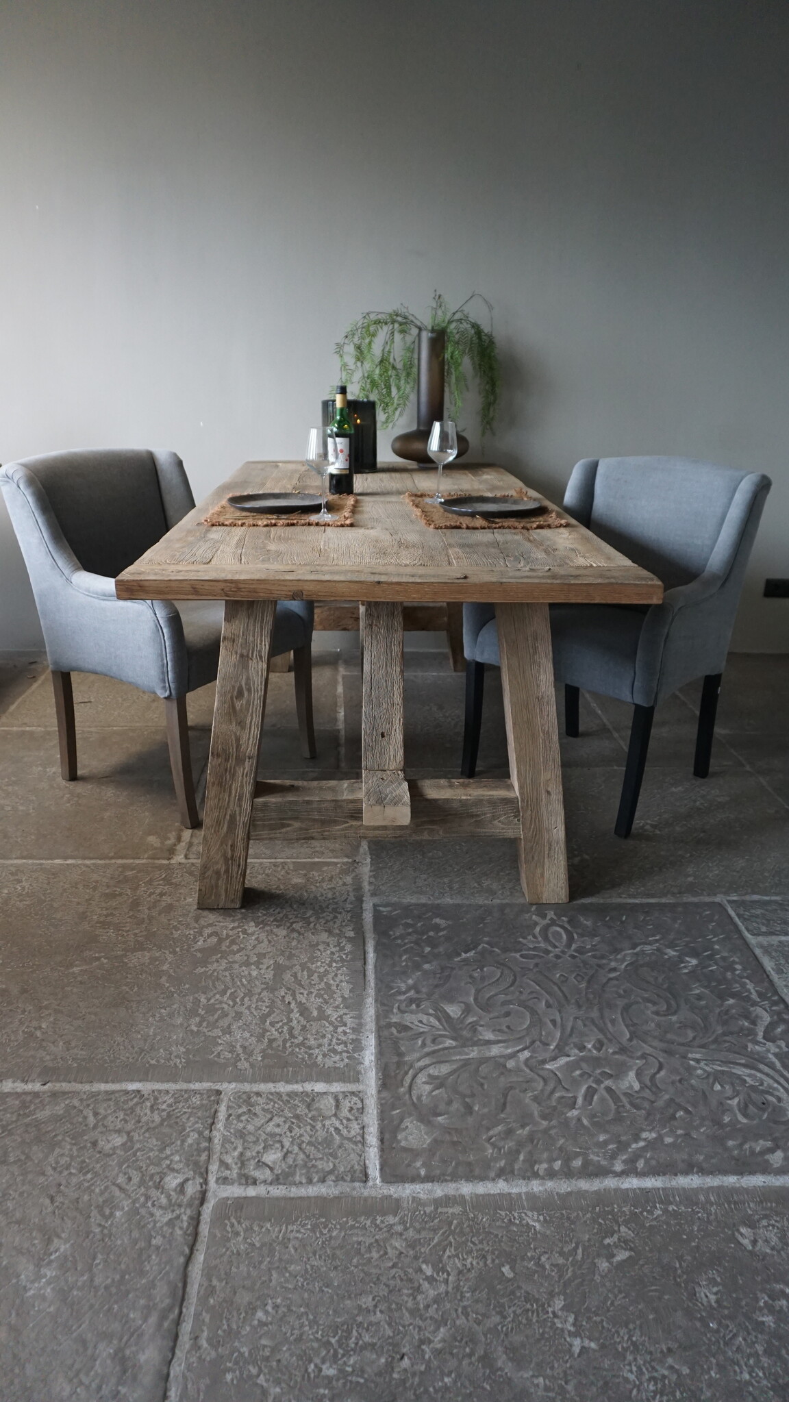 Oud Eikenhouten Tafel | L220 x B99 x D79 cm | Rene Houtman Interieurs ...