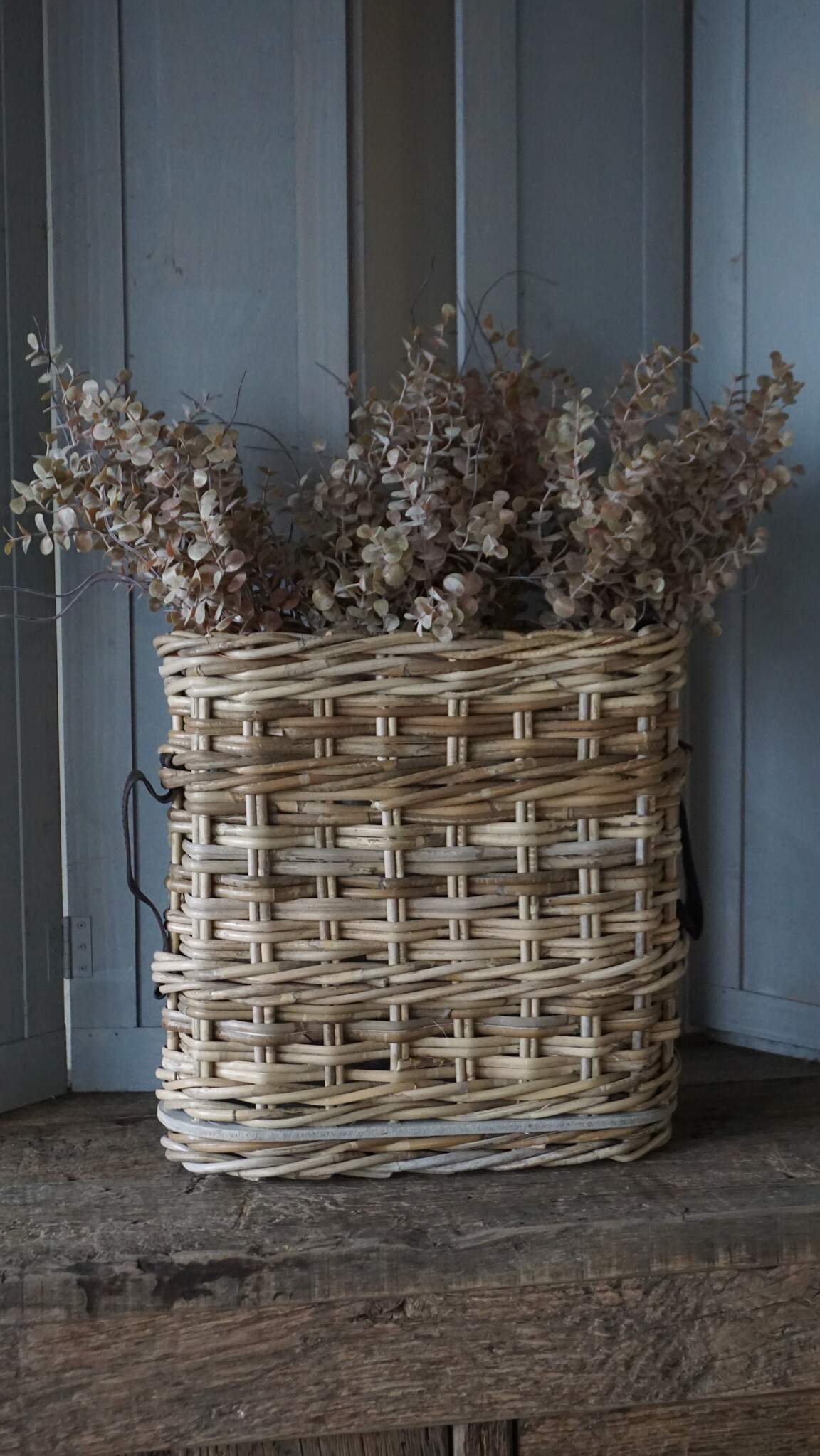 Vensterbank Mand | Rattan | H40 x B40 x D18 cm | Rene Houtman - Rene ...