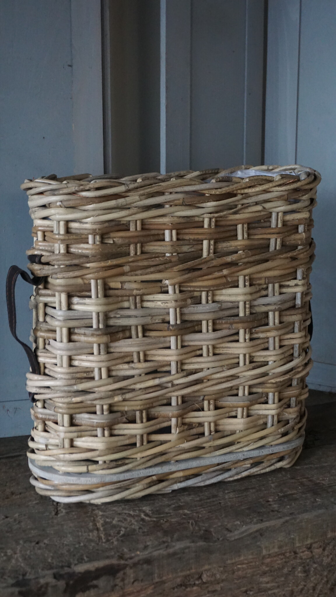 Vensterbank Mand | Rattan | H40 x B40 x D18 cm | Rene Houtman - Rene ...
