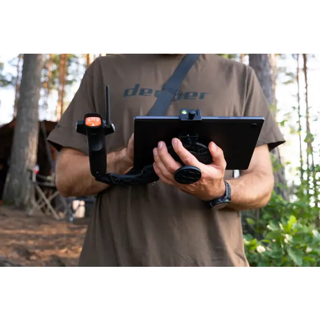 Quest Tablet en afstandsbediening houder. - KarperCentrale