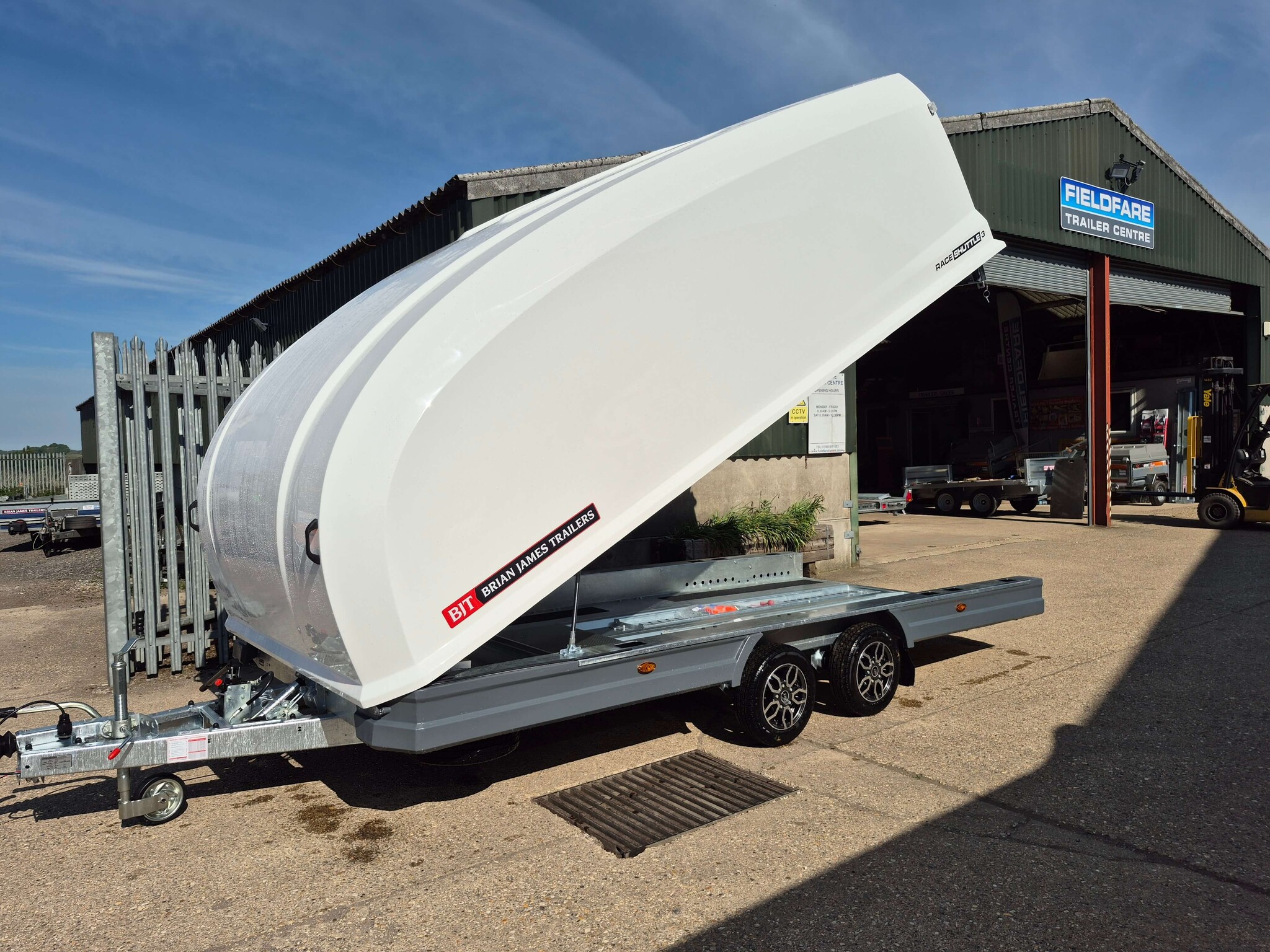 Brian James 330-1021 RS3 Race Shuttle -Tilt Bed - Fieldfare Trailer Centre