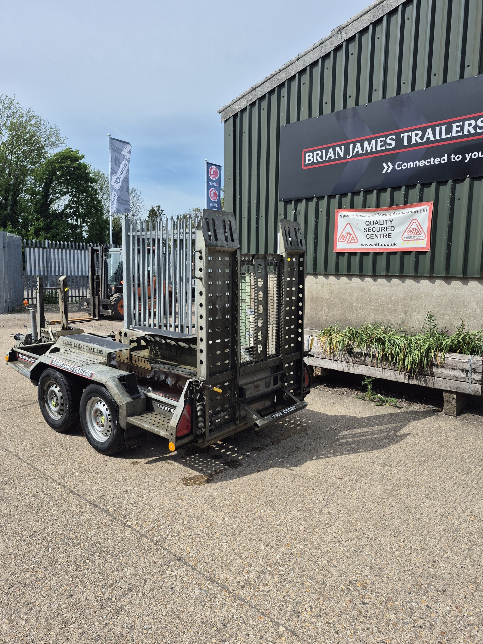 Used 2024 Brian James Digger Plant 2 - 2.8m x 1.3m 3500kg GVW with ...