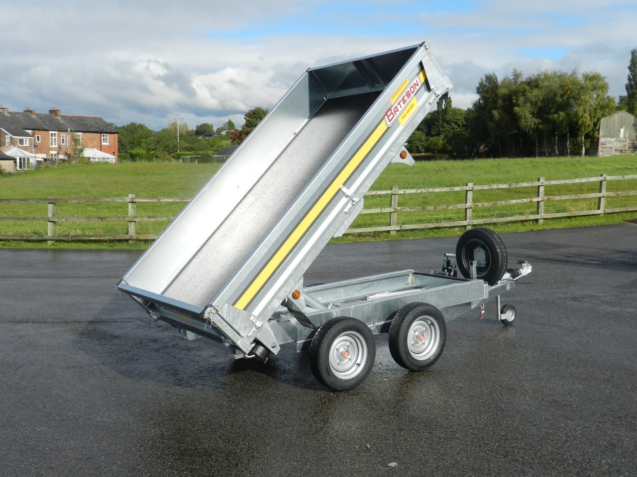 Bateson 202H 8'x5' 2 Ton Hydraulic Tipping Trailer twin Axle ...
