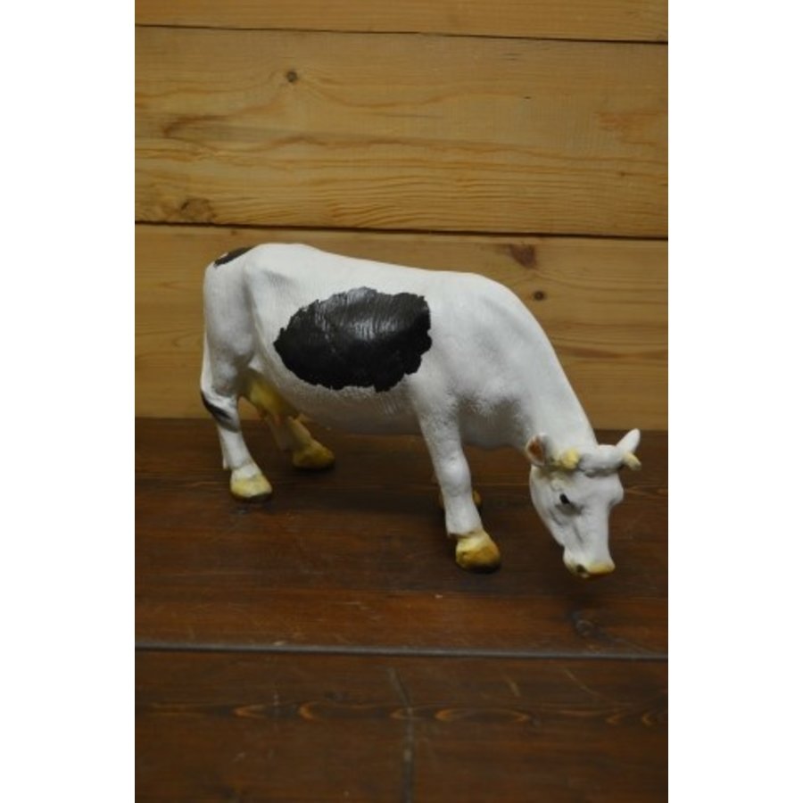Grazende koe │ Polyester tuinbeelden │ Decoratie │ Loodsvol.com ...