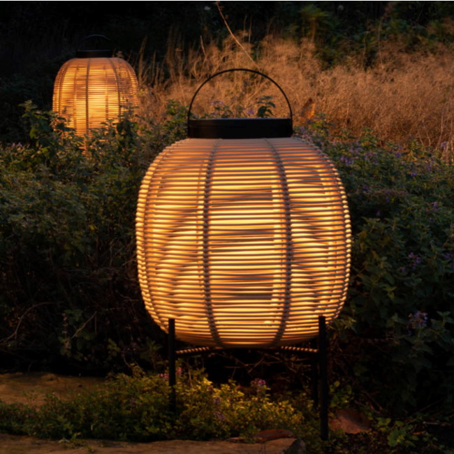 Lampe de terrasse sur pied solaire beige ou noir 59cm H