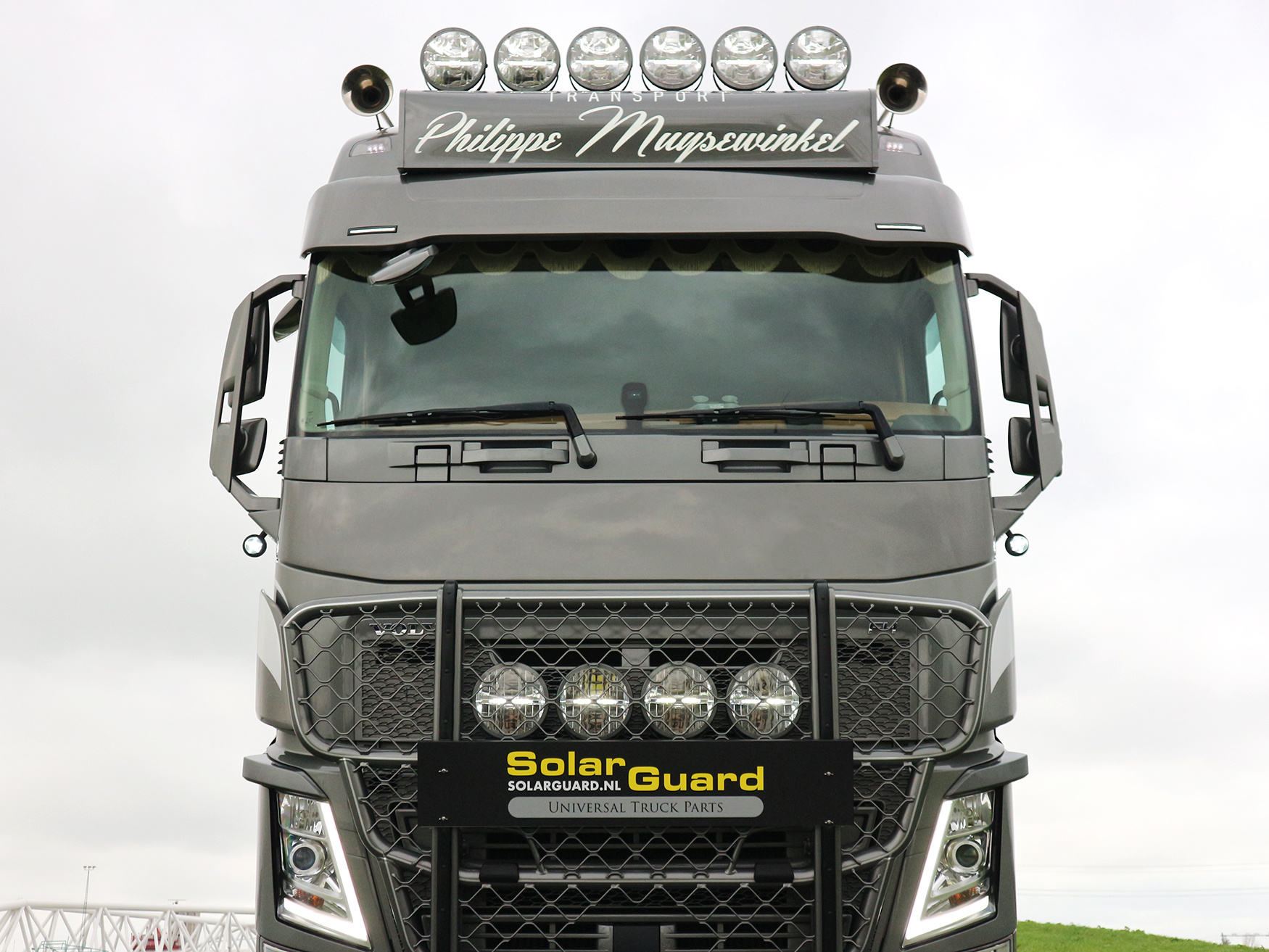 Solar Guard | Front Plate Type 2 for Volvo FH4 - Solar Guard Exclusive ...