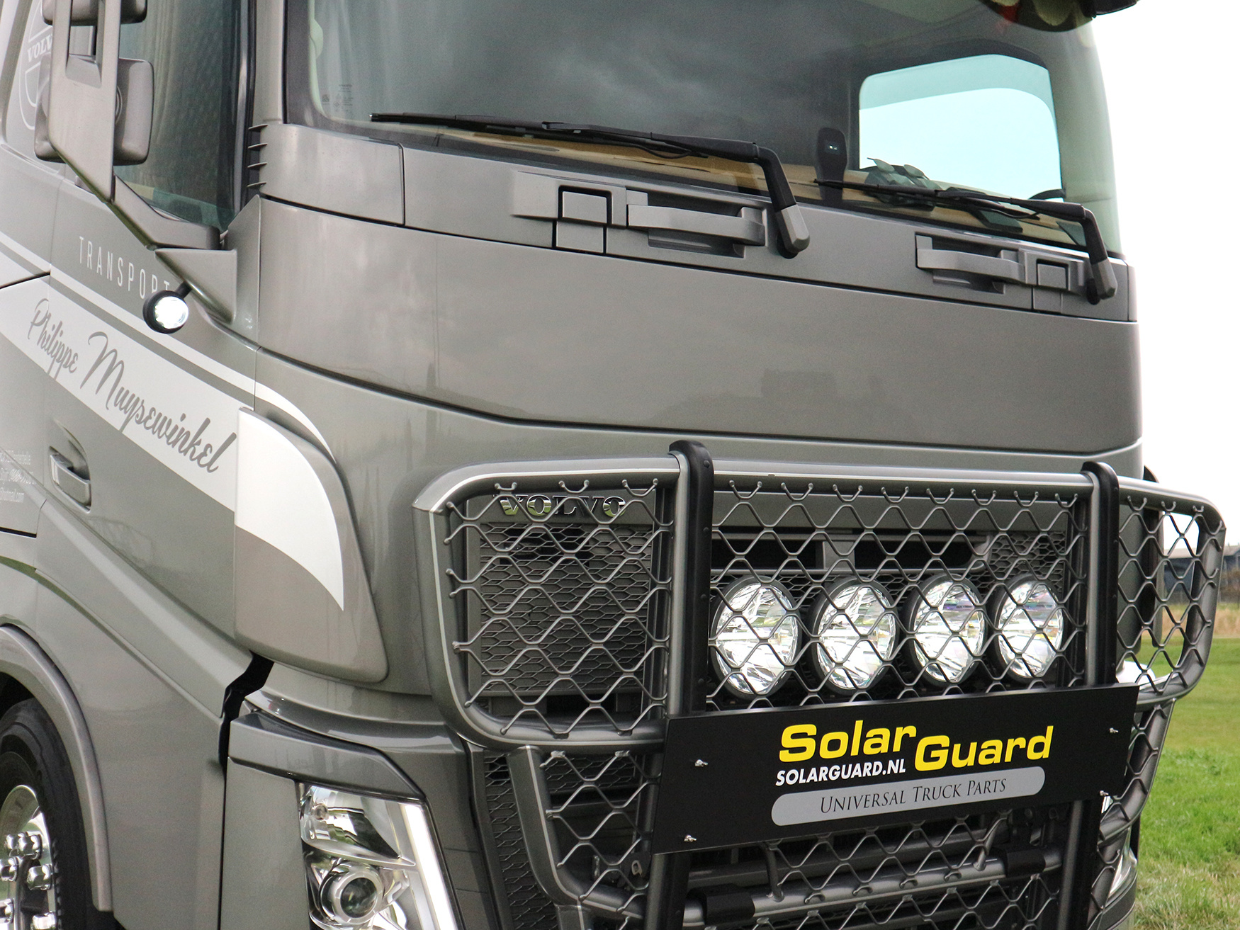 Solar Guard | Front Plate Type 2 for Volvo FH4 - Solar Guard Exclusive ...