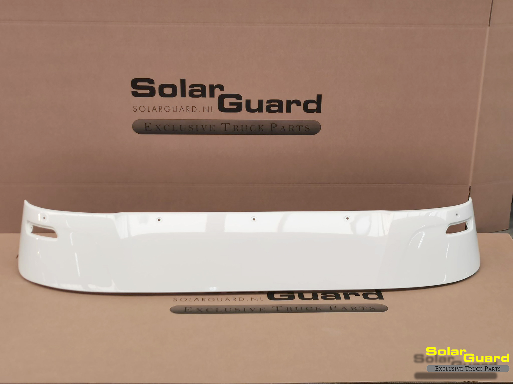 Iveco S-Way Sunvisor Type 1: Premium Fit & Sun Protection - Solar Guard