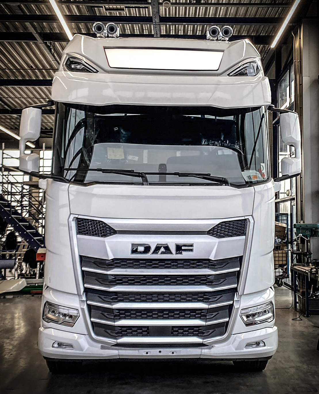 Plaque d'éclairage à LED DAF XG/XG+ : Amélioration du style et de la ...