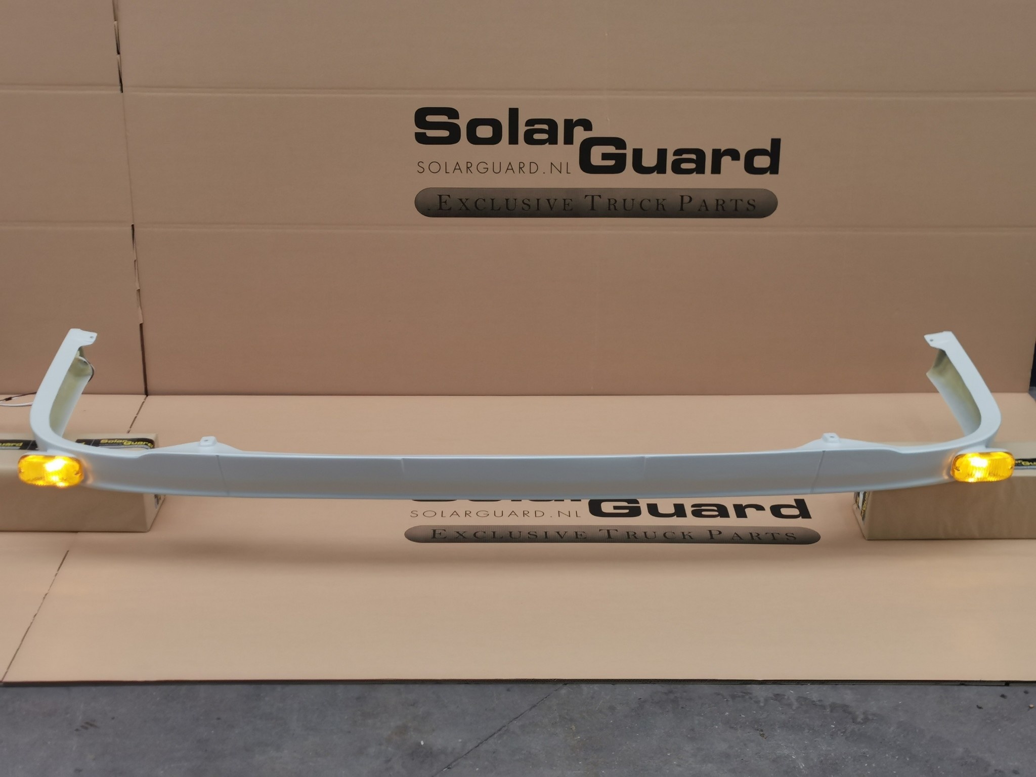 Solar Guard | Type 4 Spoiler avant pour Scania Next Gen - Solar Guard ...