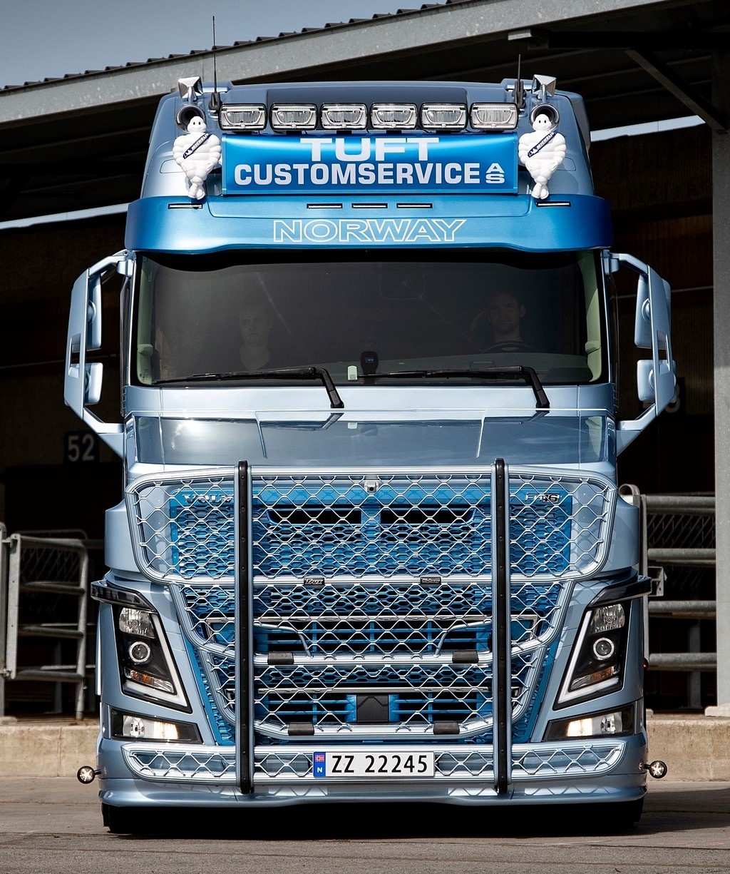 Trux Bullbar Highway | OEM+ voor Volvo FH4/4B (2012 - nu) - Solar Guard ...