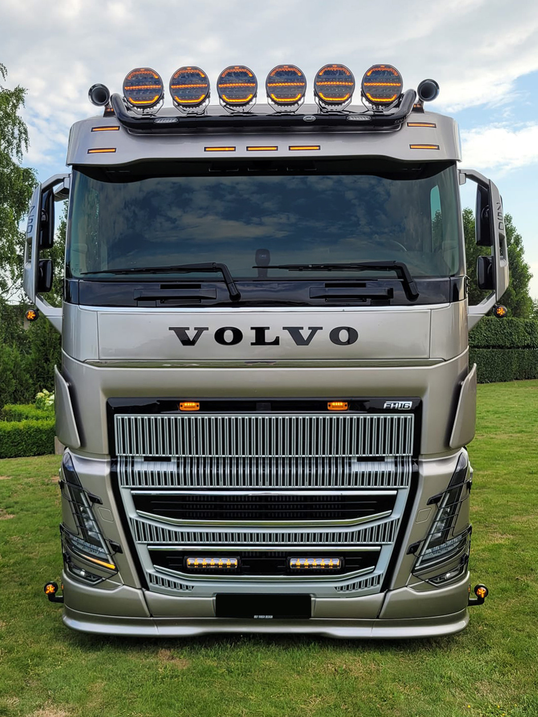 Solar Guard | Complete Sunvisor Type 3 for Volvo FH4/FH4B - Solar Guard ...