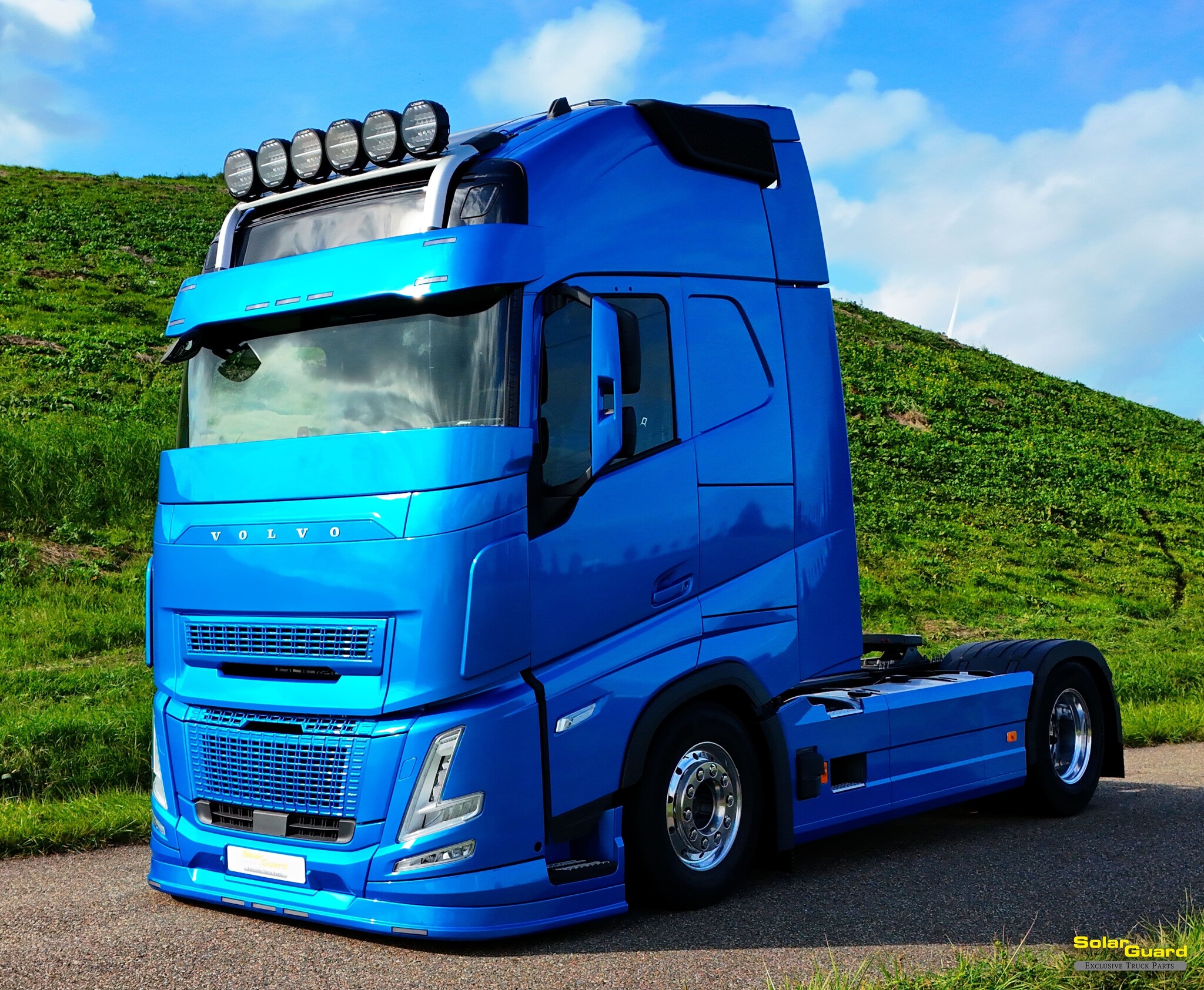 Solar Guard Hoekschilden V2 voor Volvo FH Aero - Solar Guard Exclusive ...