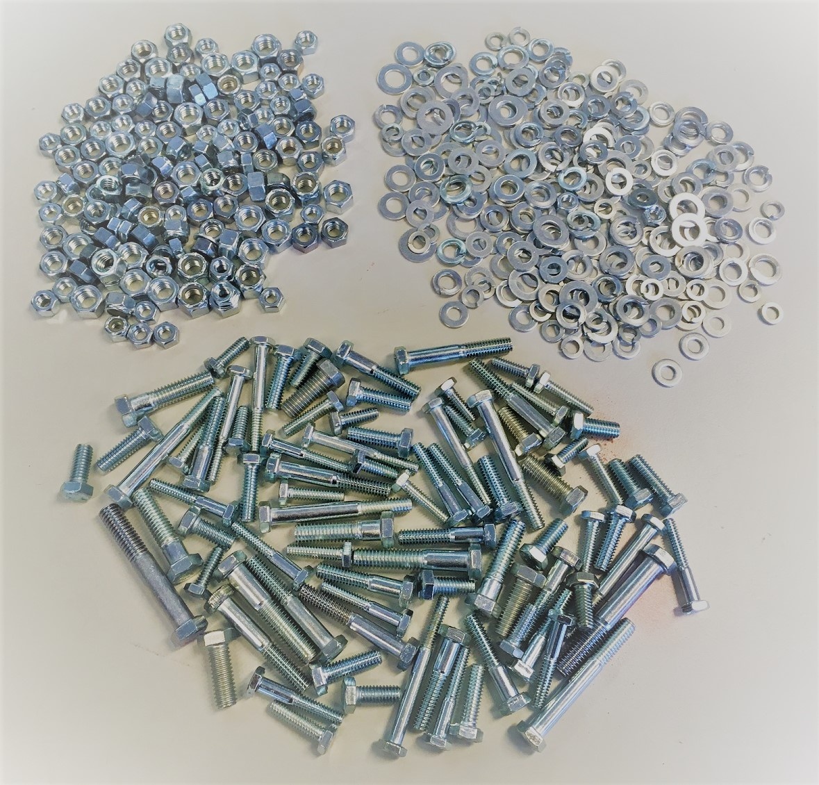 Engelse Bouten en Moeren set - 450 delig - UNF - Tools-n-More ...