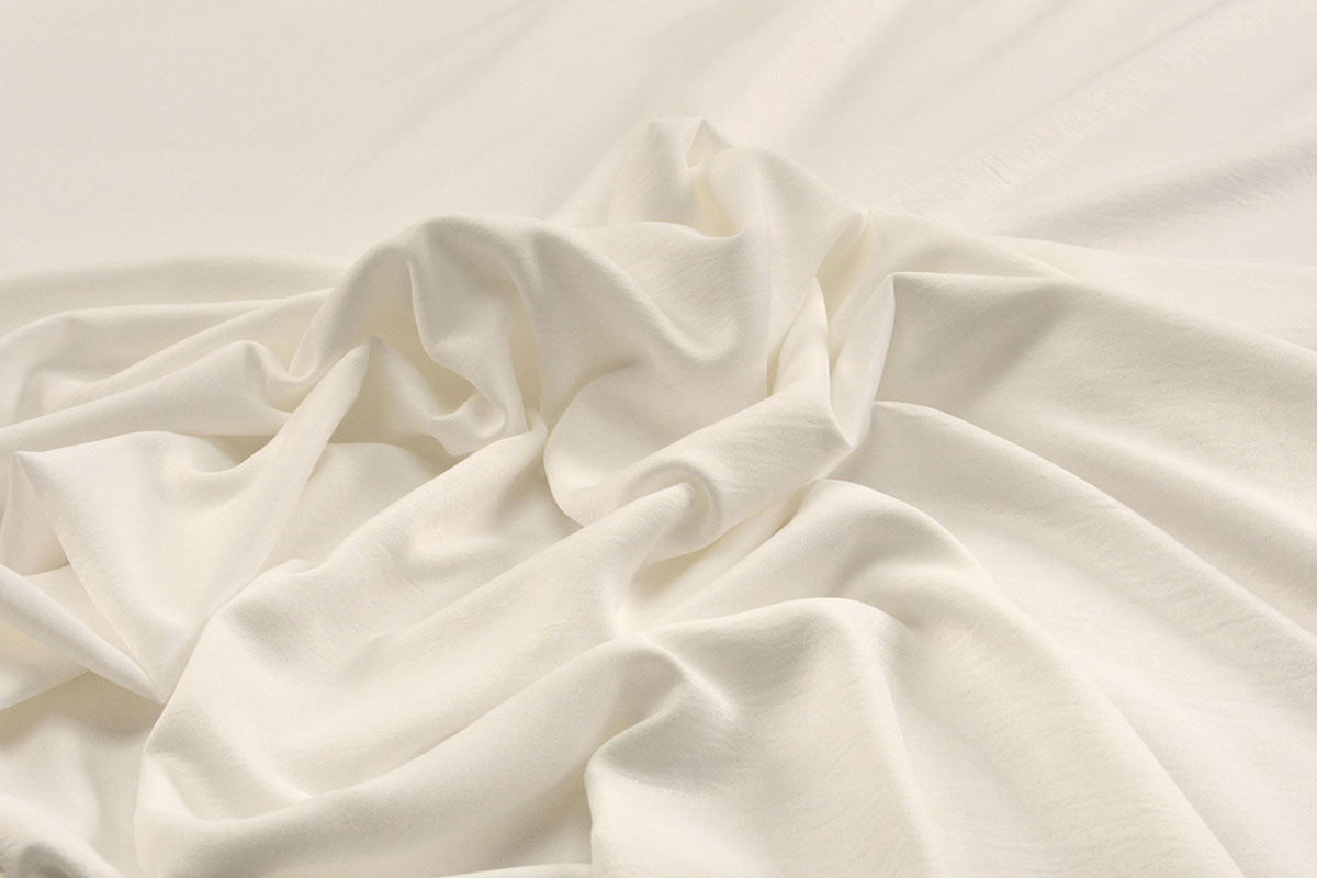 Crinkle Satin Off-White - YES Fabrics