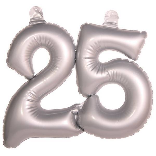 Opblaasbaar cijfer 25 voor iemand die 25 jaar wordt - Feestartikelen.be