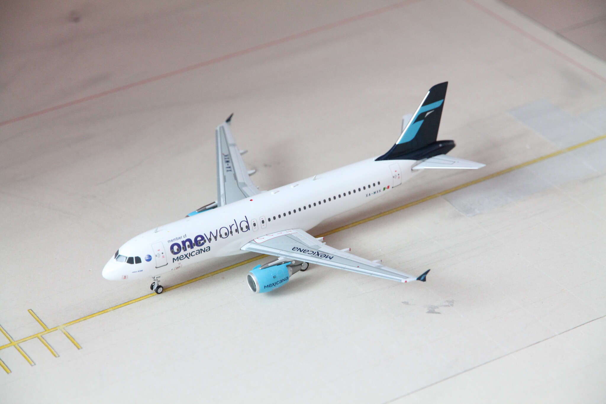 1:200 Mexicana "One World" Airbus A320 XA-MXK Inflight200 IF3200819 ...