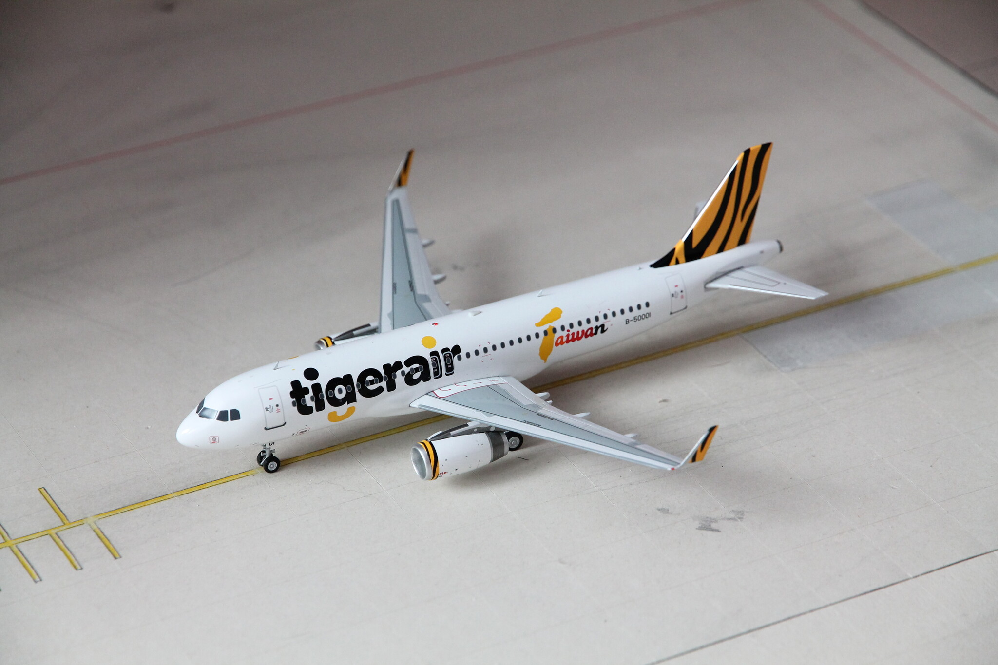 1:200 Tigerair Taiwan Airbus A320 B-50001 Inflight200 IF320IT001 - Diecast Trading