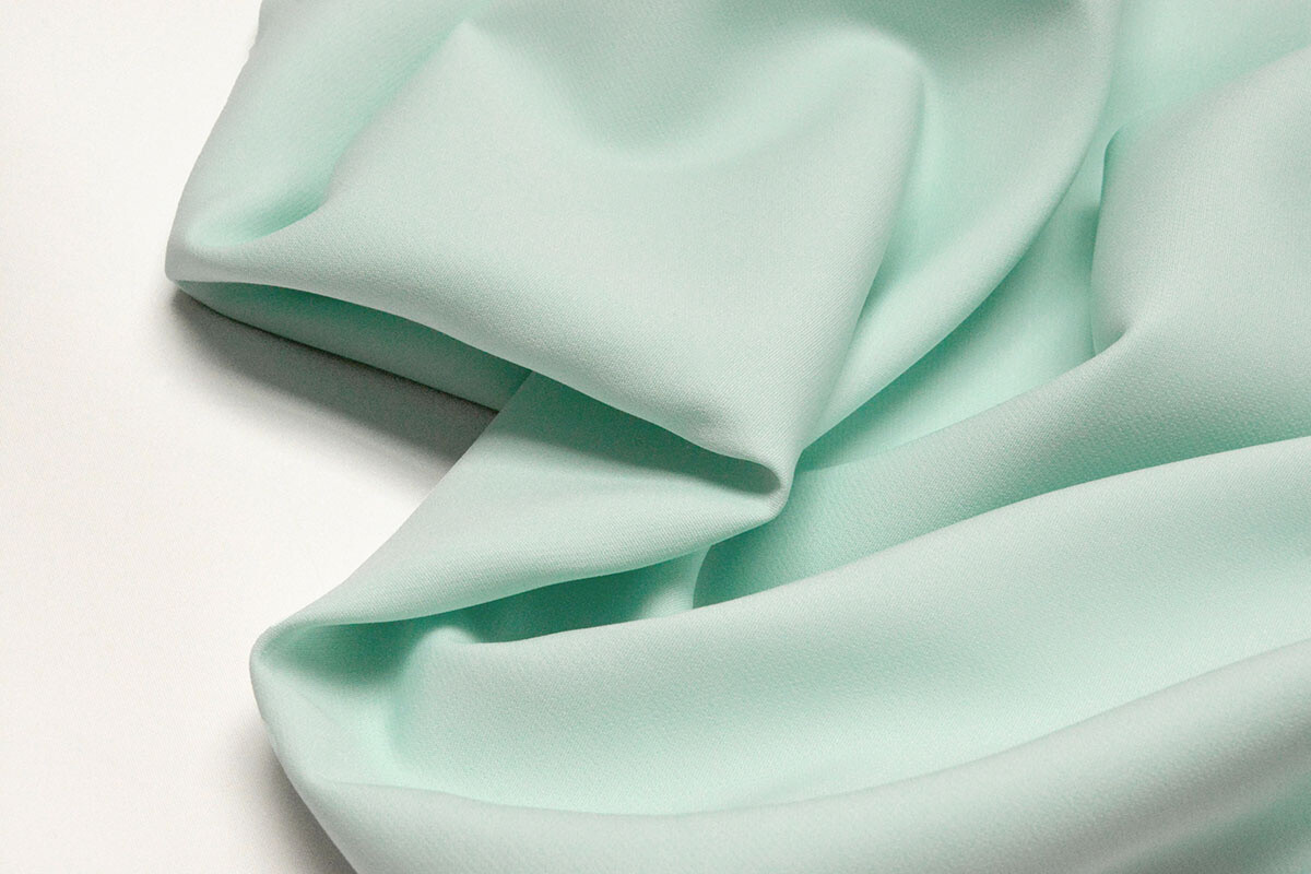 2-Way Crepe Stretch Light Mint Blue - Boelens Modestoffen
